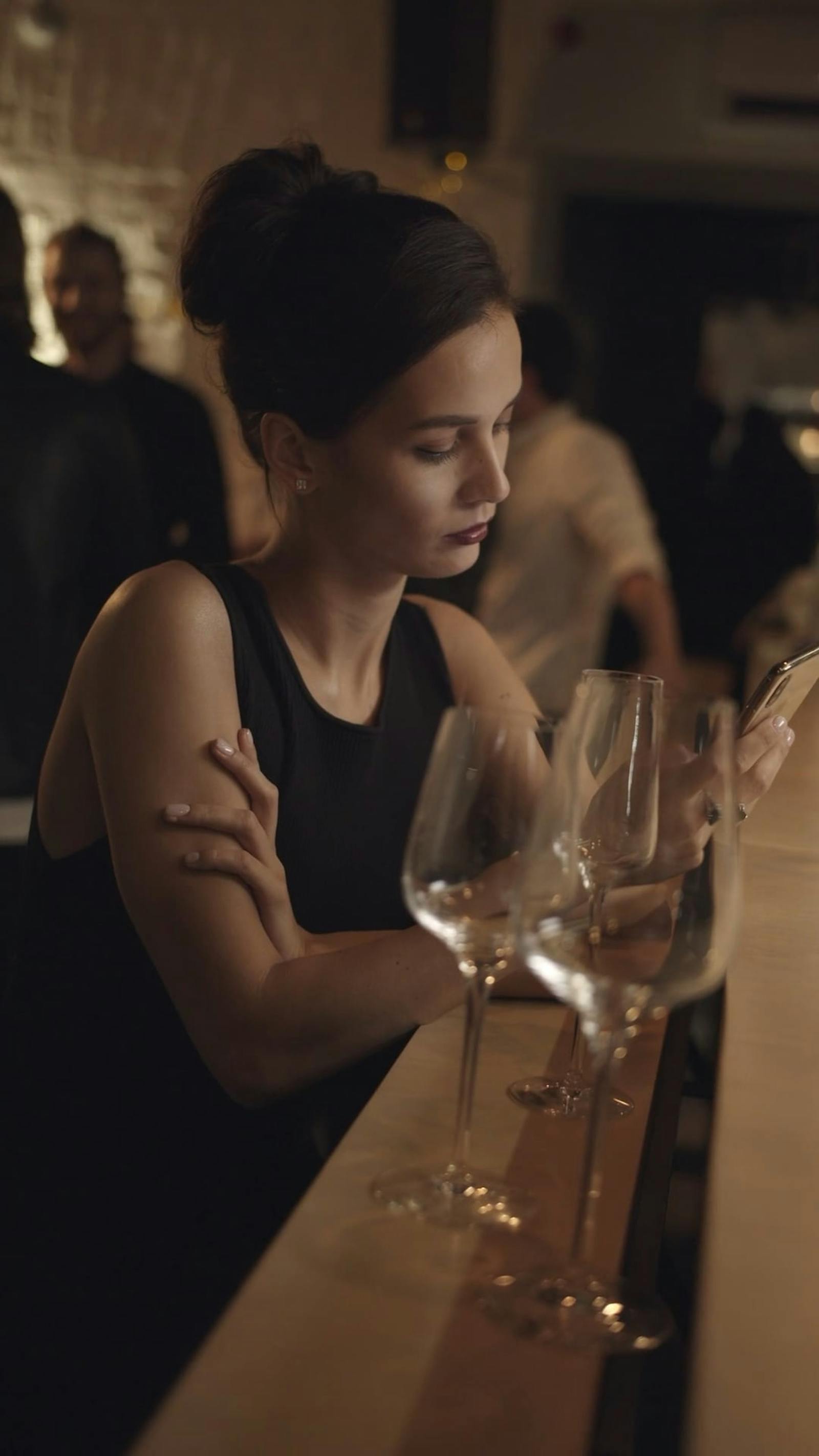 Free Non Copyrighted People Leaving Videos, Download The BEST Free 4k ...