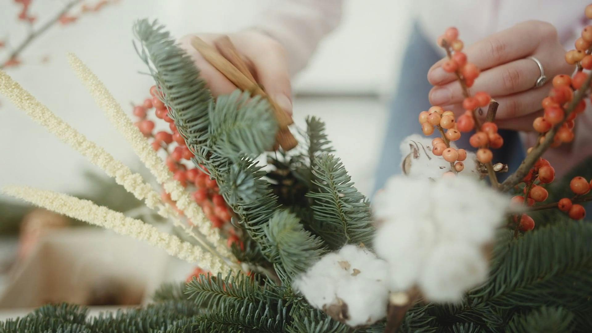 Christmas Wreath Making Videos, Download The BEST Free 4k Stock Video ...