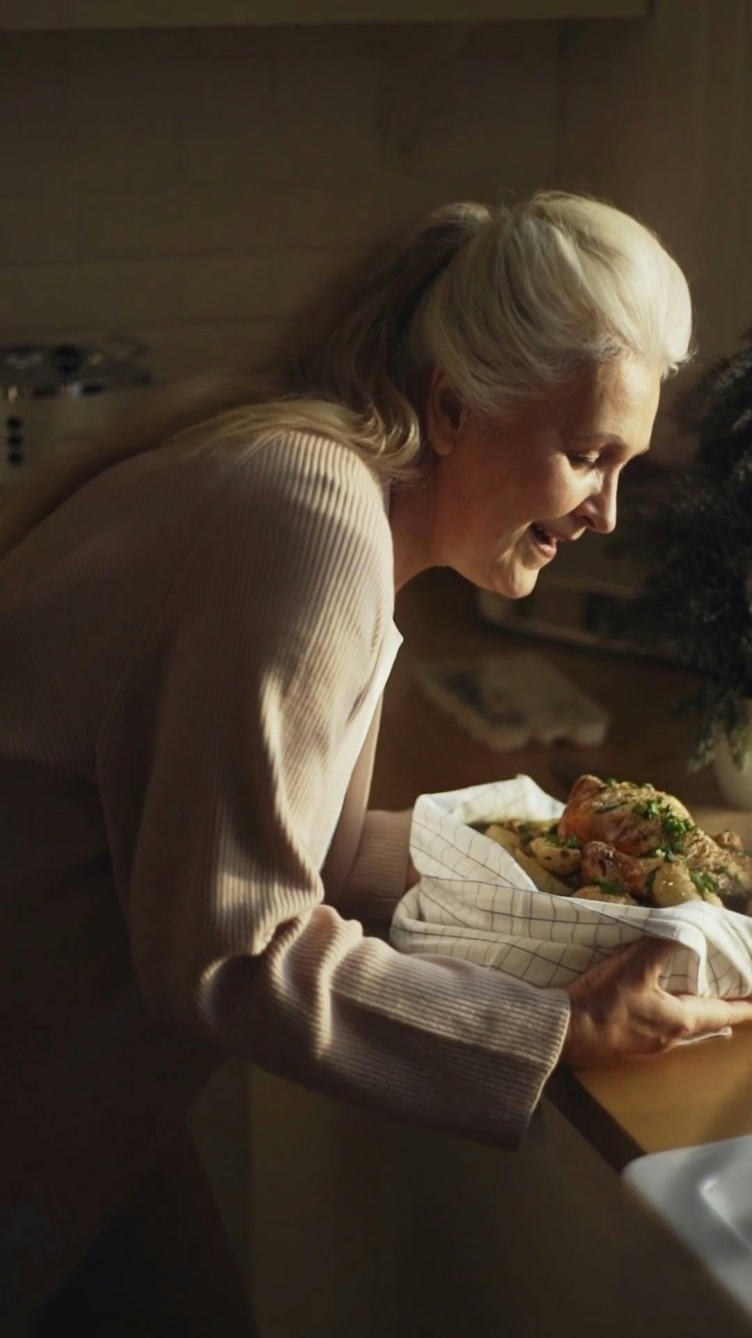 A Woman Serving The Roasted Turkey In The Dining Table · Free Stock Video