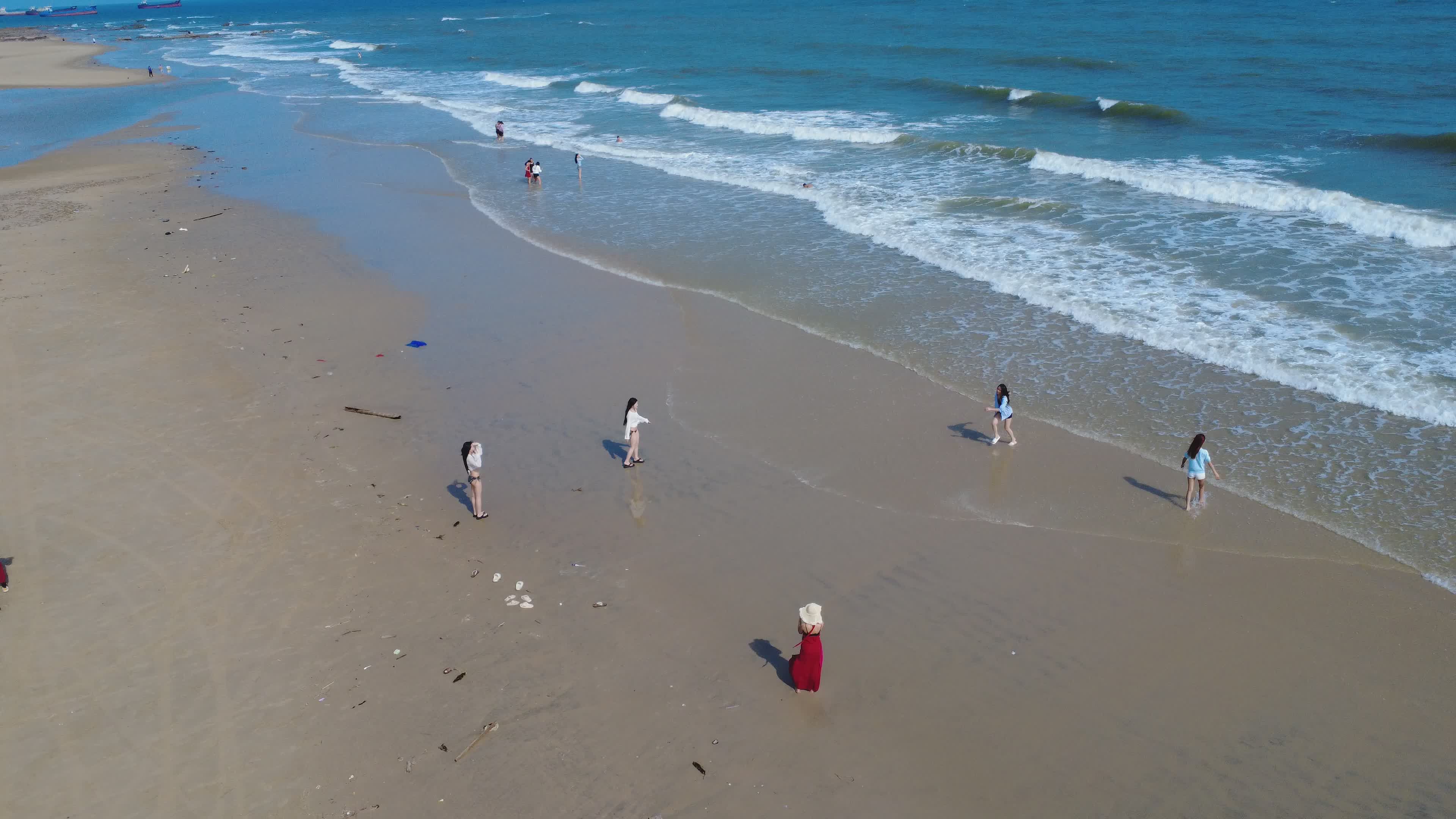 Beach Walking Videos, Download The BEST Free 4k Stock Video Footage ...