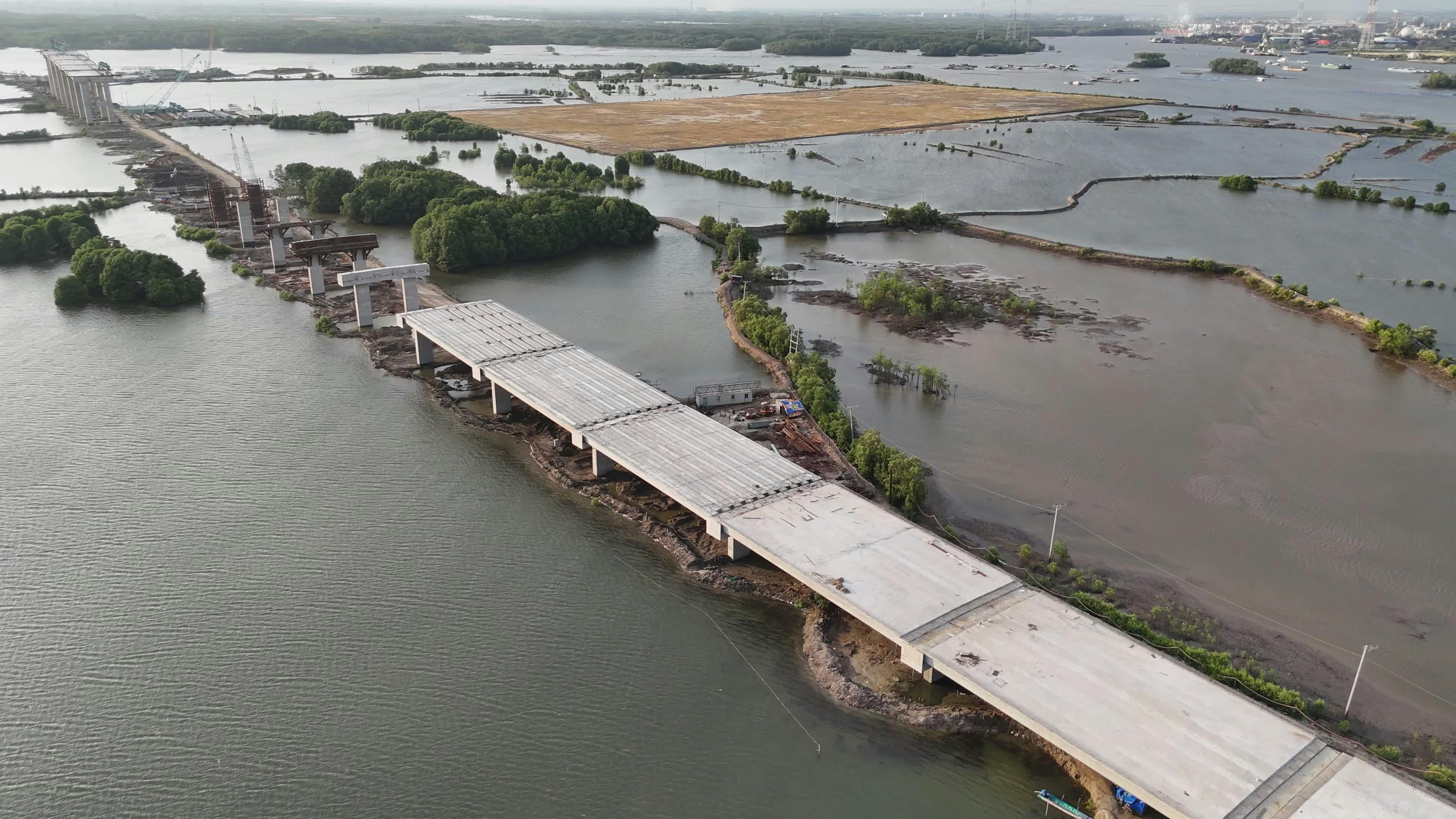 Incomplete Bridge Videos, Download The BEST Free 4k Stock Video Footage & Incomplete Bridge HD ...