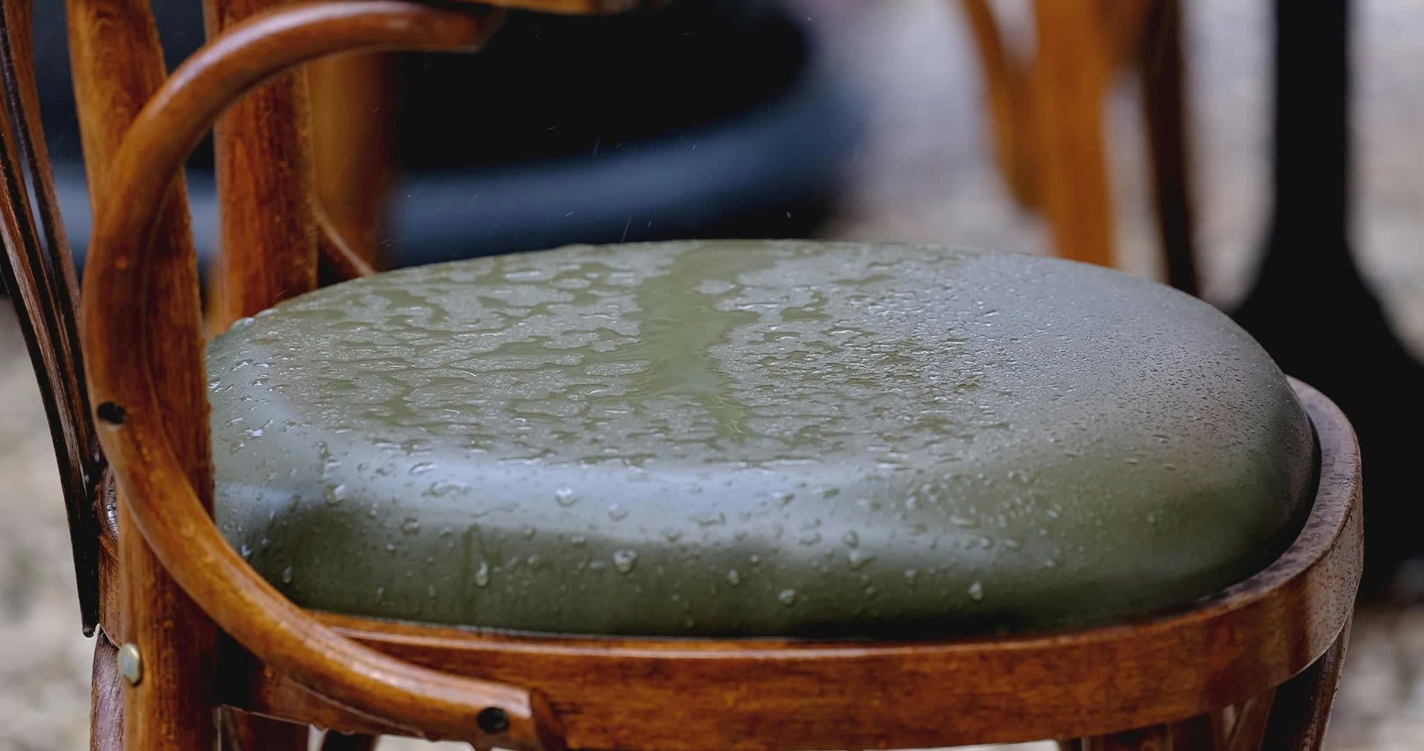 Noisy Bar Videos, Download The BEST Free 4k Stock Video Footage & Noisy ...