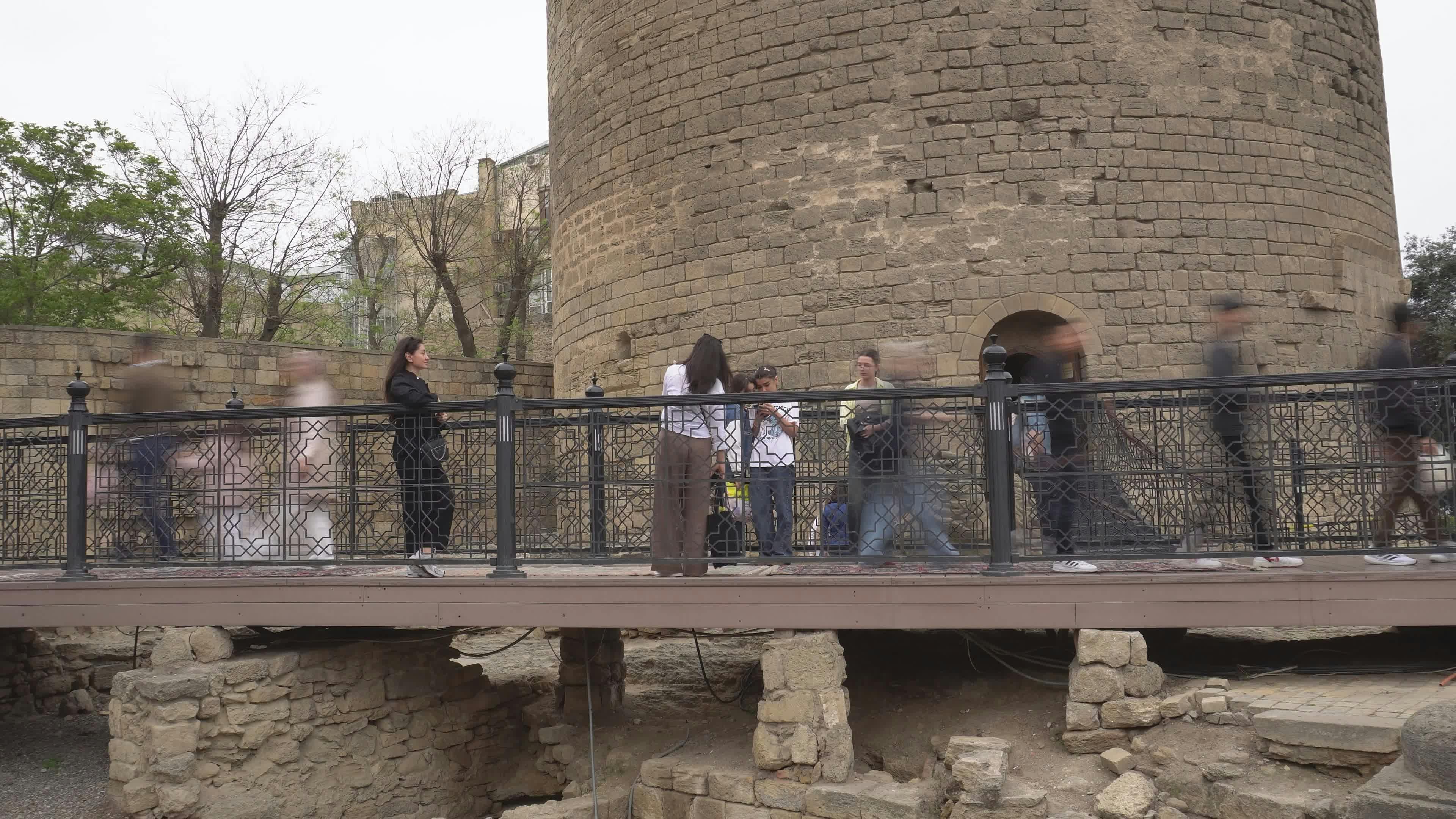 Time-Lapse of Crowd at Historic Tower Bridge Free Stock Video Footage ...
