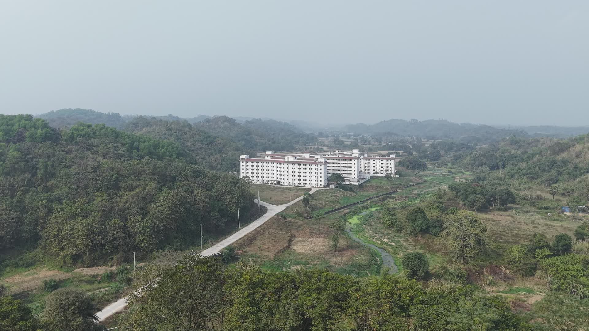 Vue Aérienne Du Campus De L'université De Chittagong · Vidéo gratuite