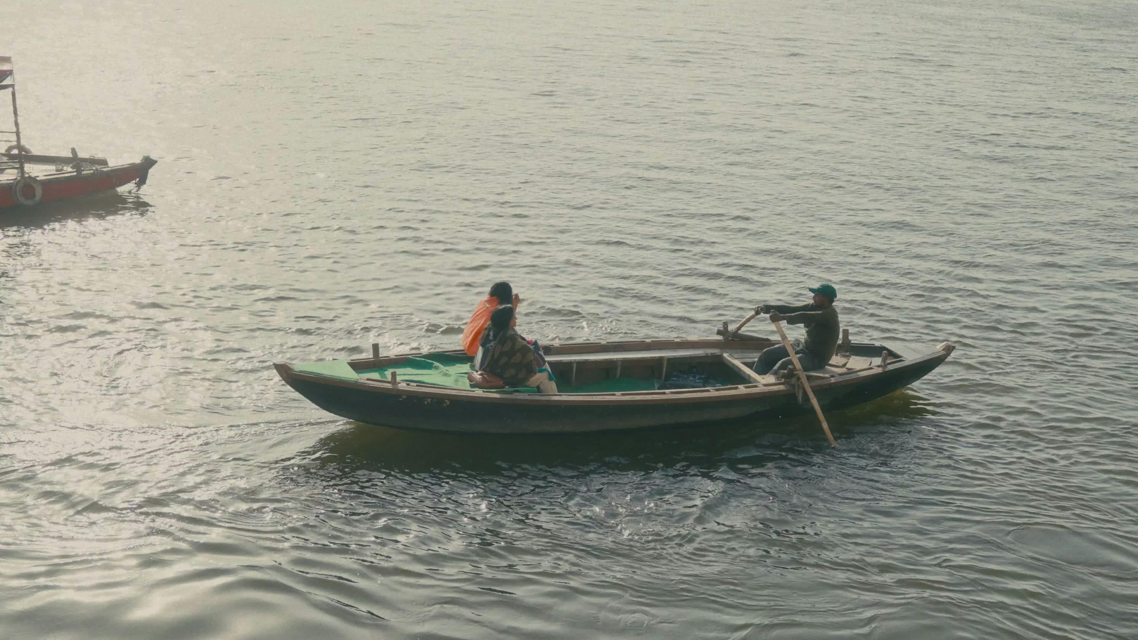 Reflection Of A Person Videos, Download The BEST Free 4k Stock Video Footage & Reflection Of A ...