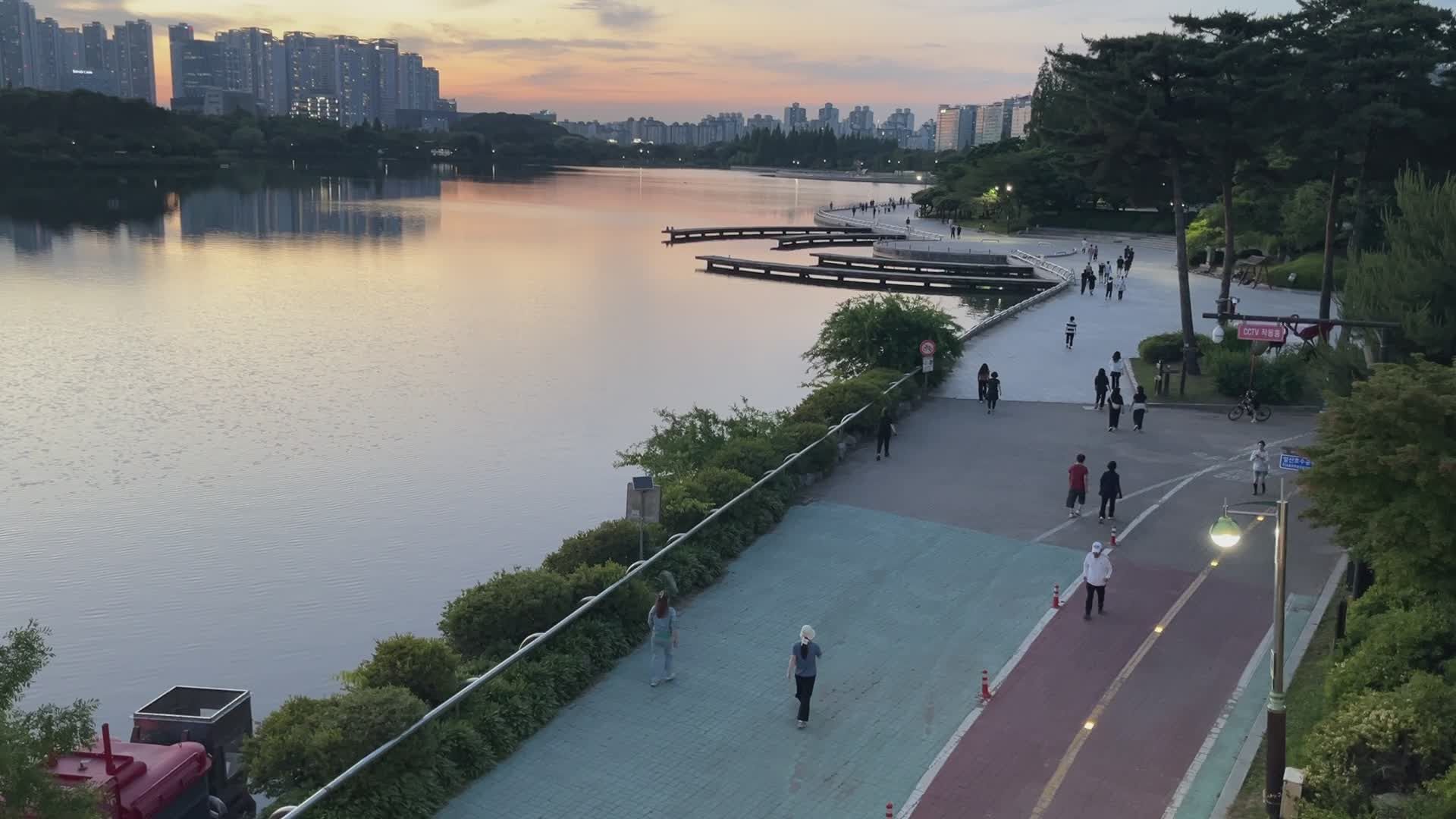 Scenic Stroll at Ilsan Lake Park during Sunset Free Stock Video Footage ...