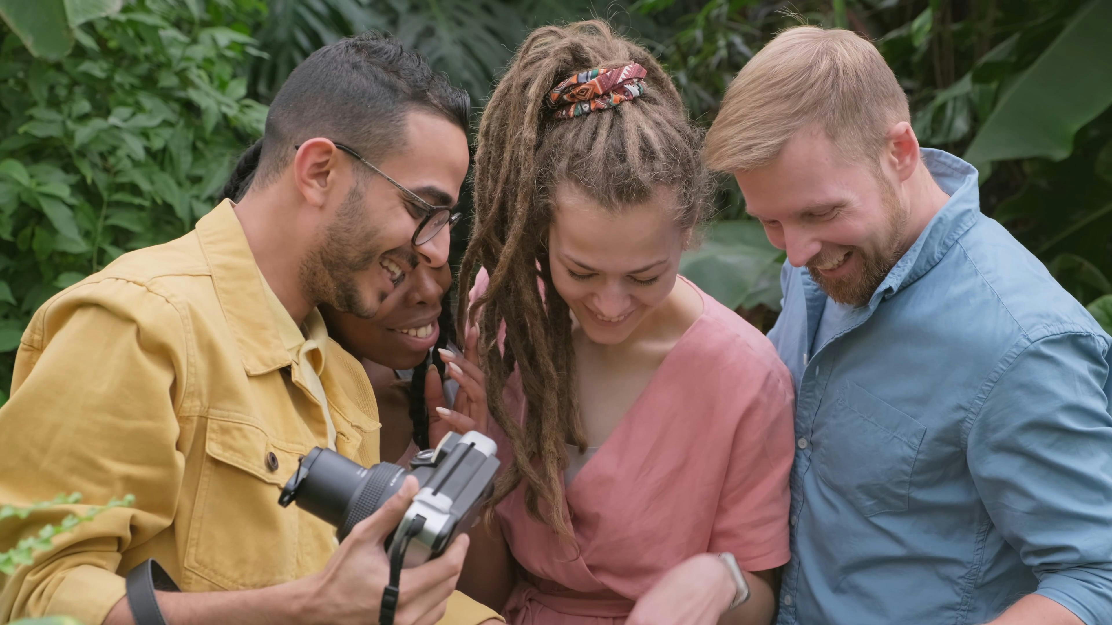 Candid Videos, Download The BEST Free 4k Stock Video Footage & Candid ...