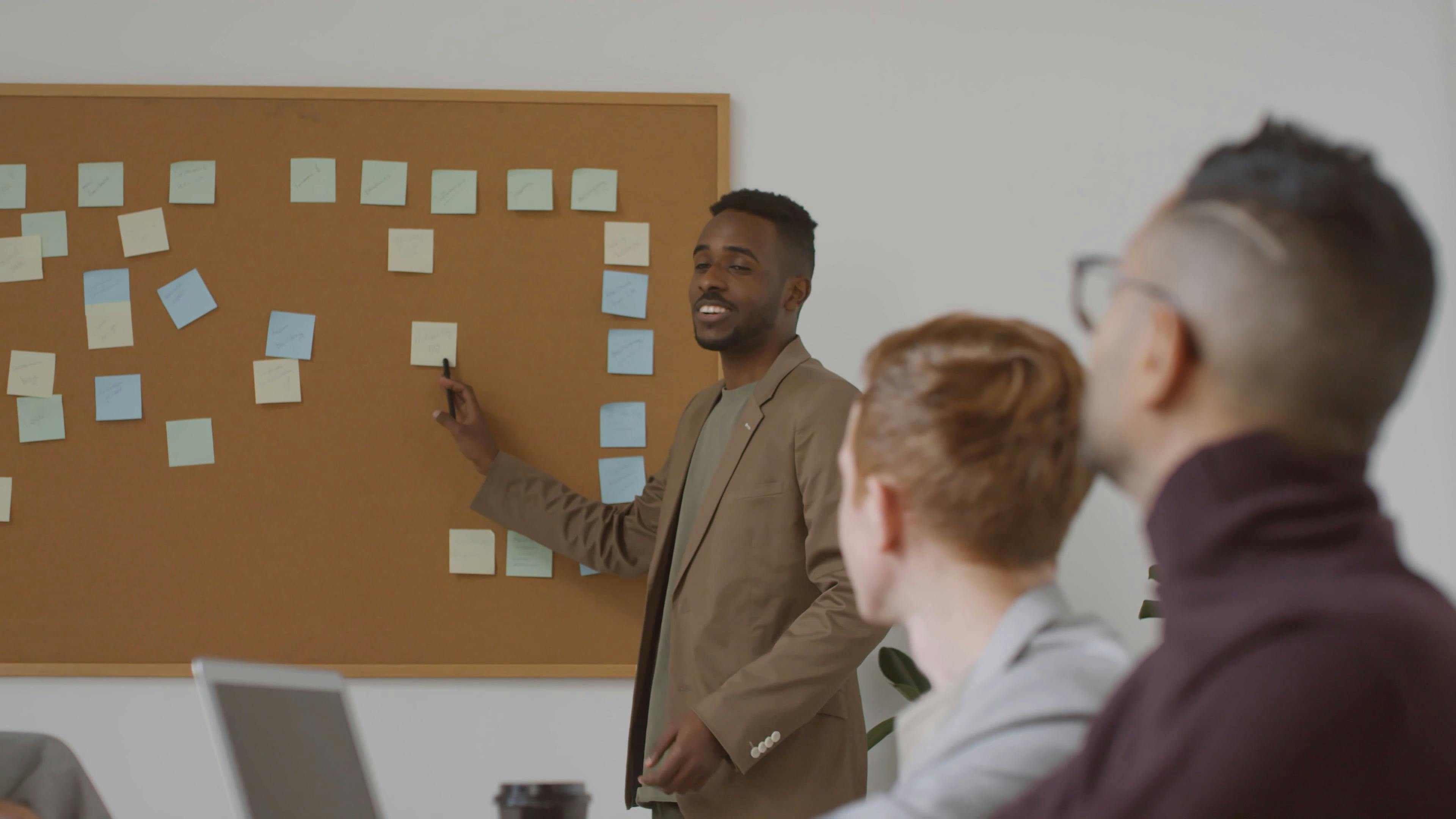 Speaking Videos, Download The BEST Free 4k Stock Video Footage ...