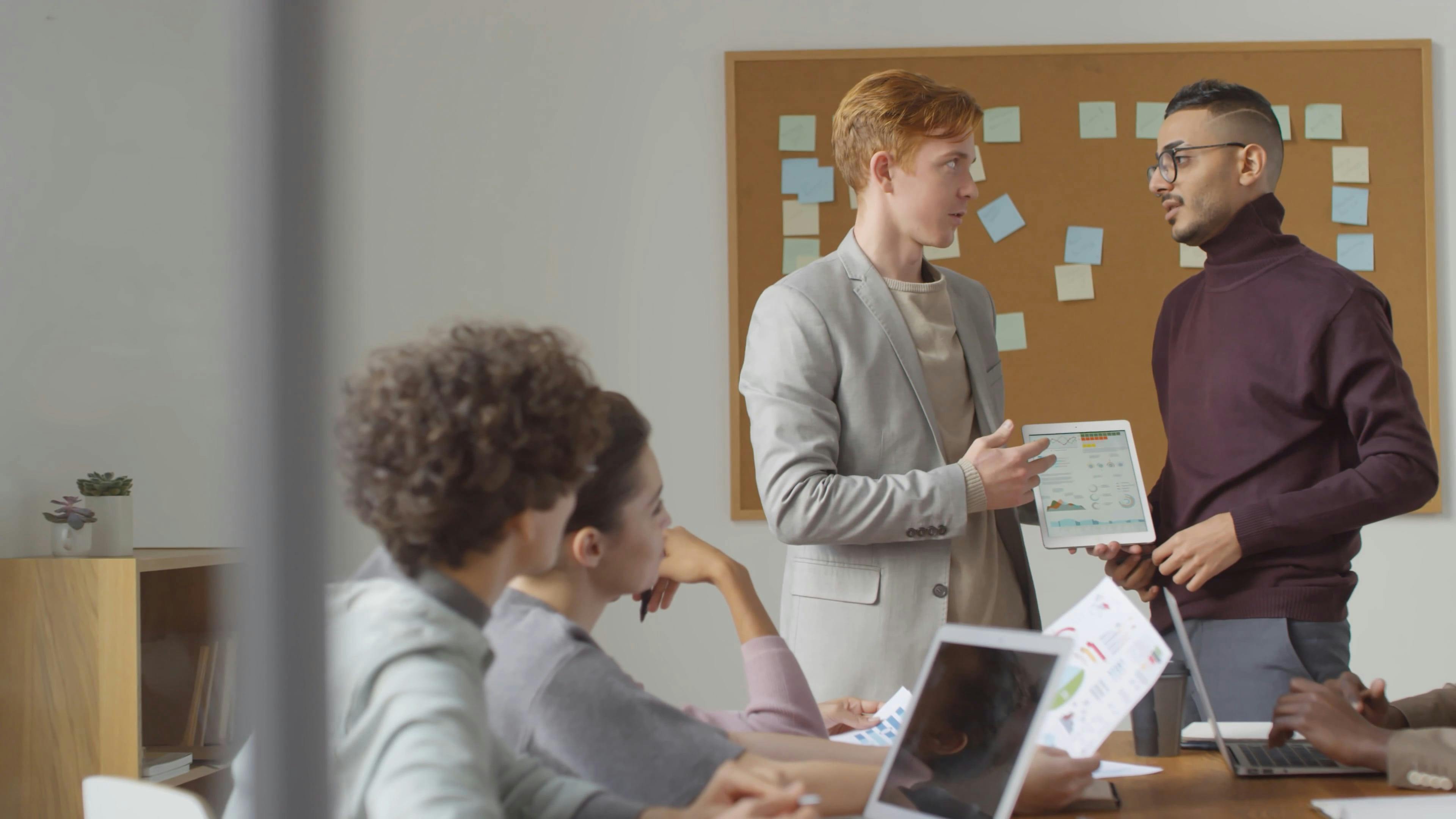 People Sharing Their Ideas At Work · Free Stock Video