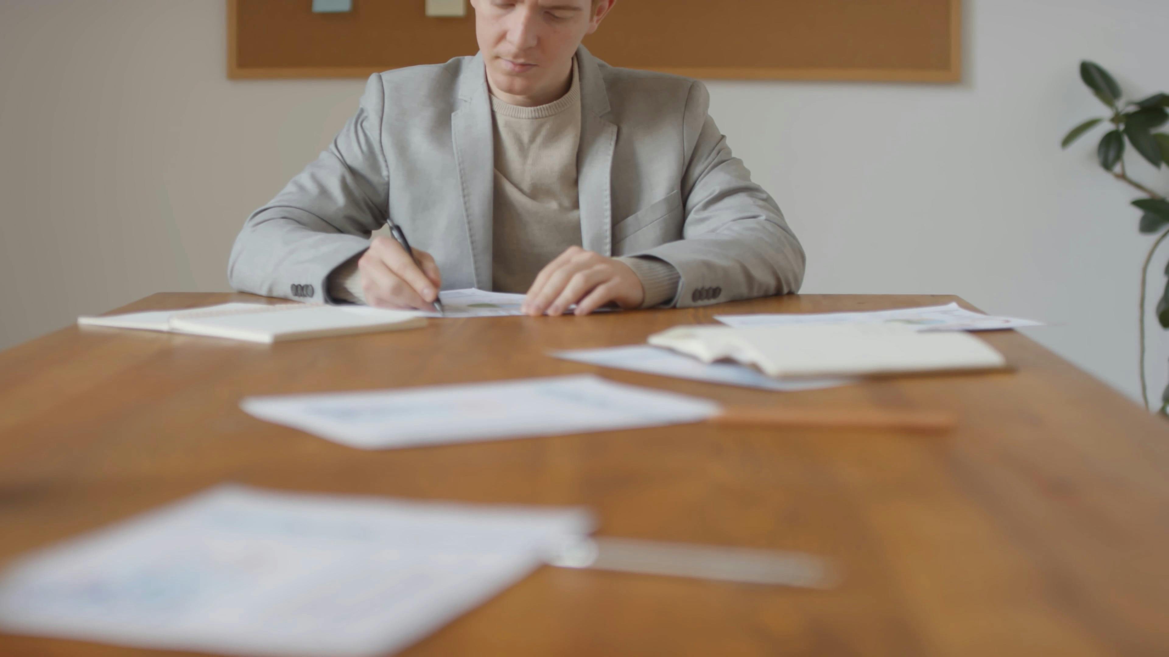 Papers Videos, Download The BEST Free 4k Stock Video Footage & Papers ...