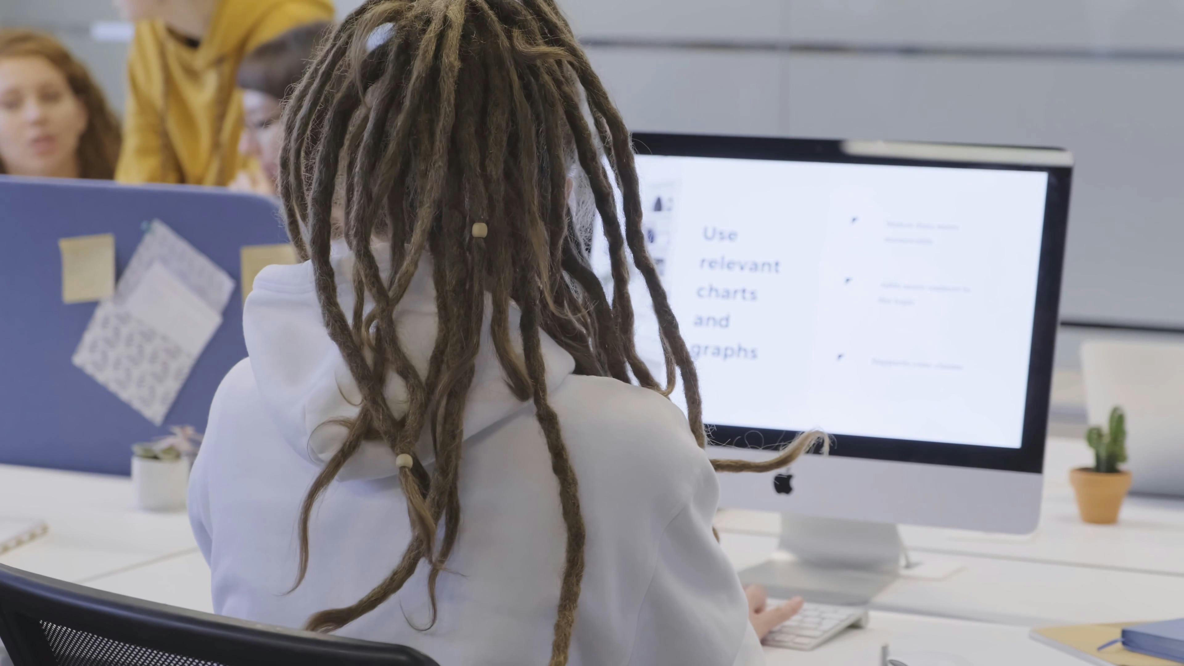 Computer Turning On Videos, Download The BEST Free 4k Stock Video ...