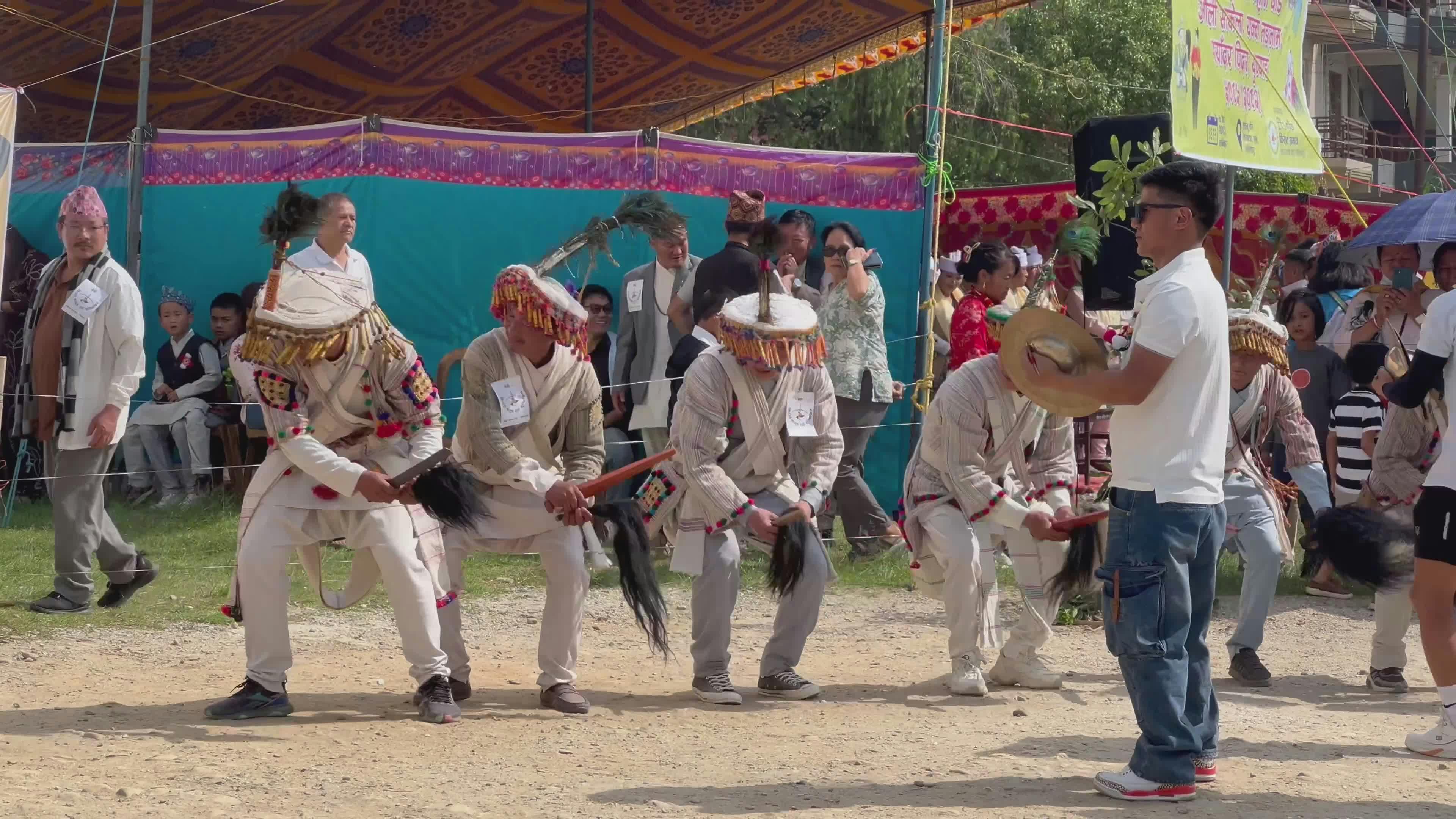 Danza Kirat Bayung Rai Ubhauli Udhauli Sili Sakela · Vídeo de stock ...