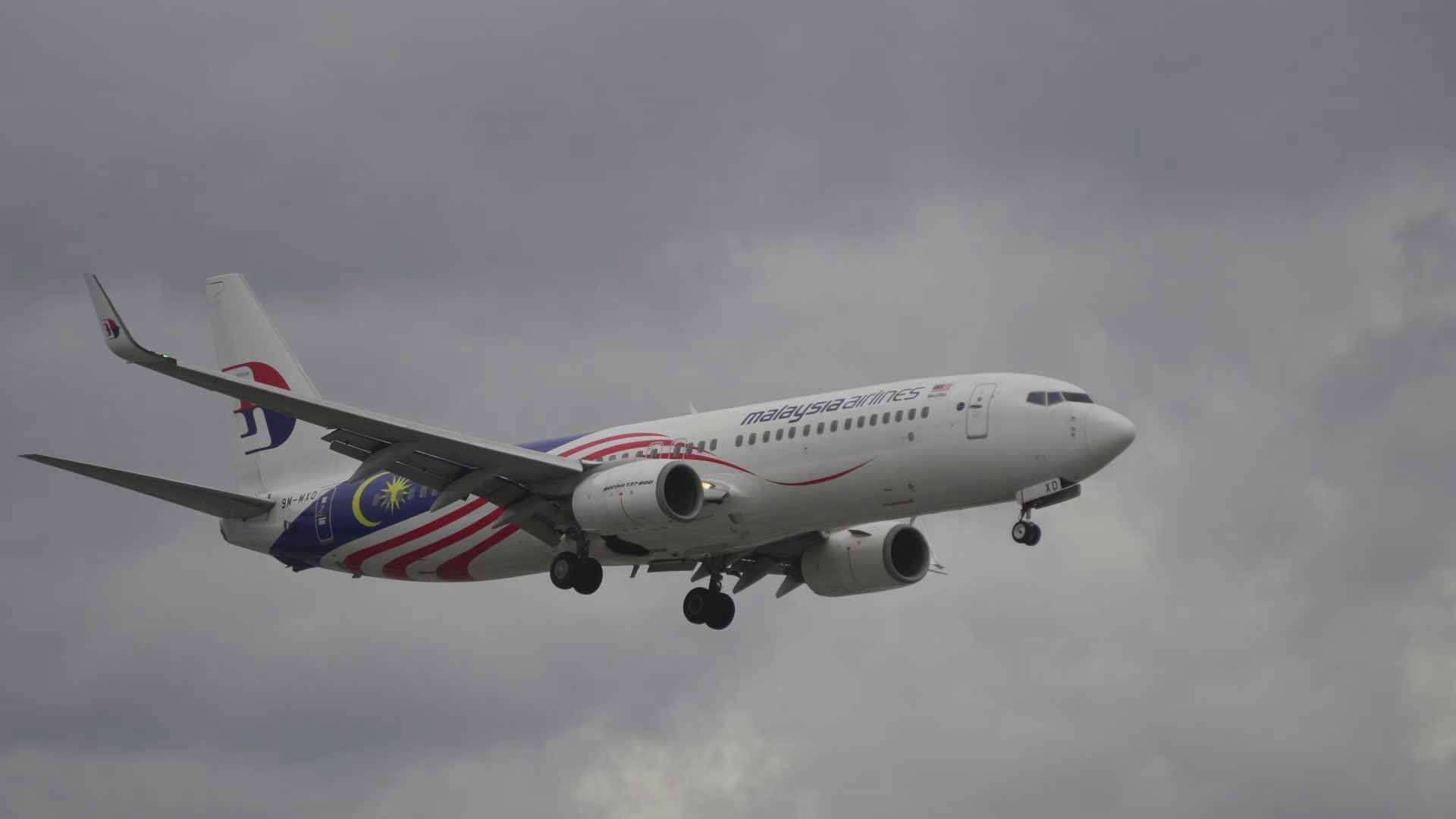 Boeing 787 Cockpit Videos, Download The BEST Free 4k Stock Video ...