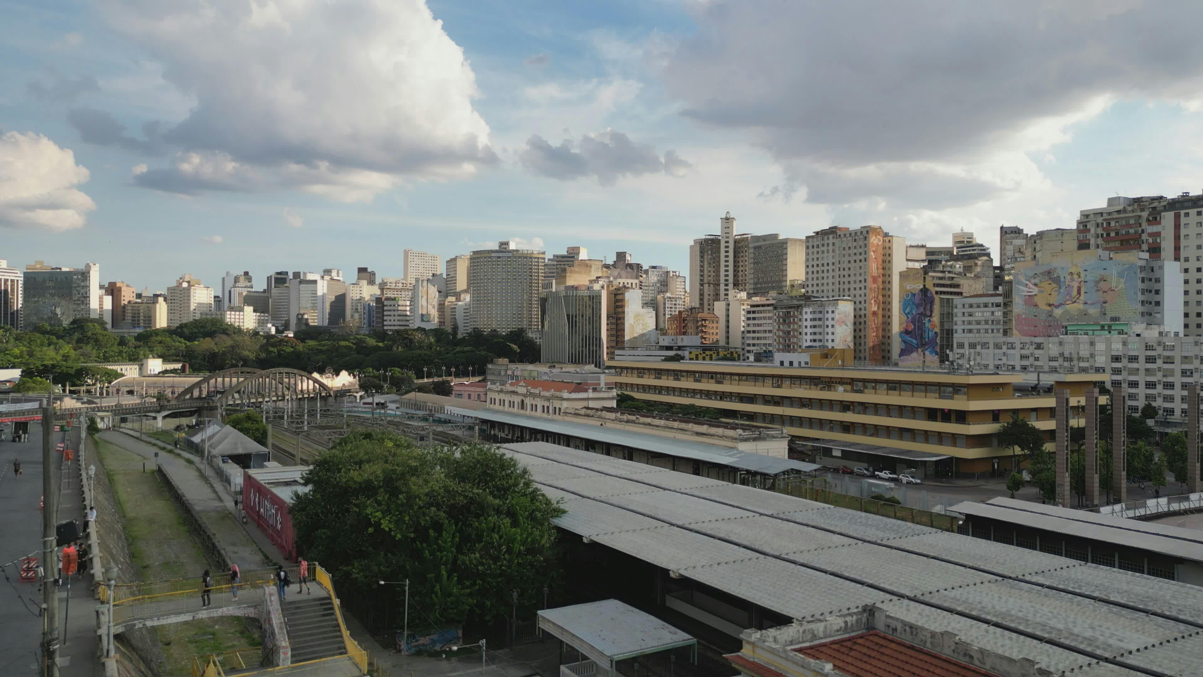 Vista Aérea Da Paisagem Urbana De Belo Horizonte · Vídeo profissional ...