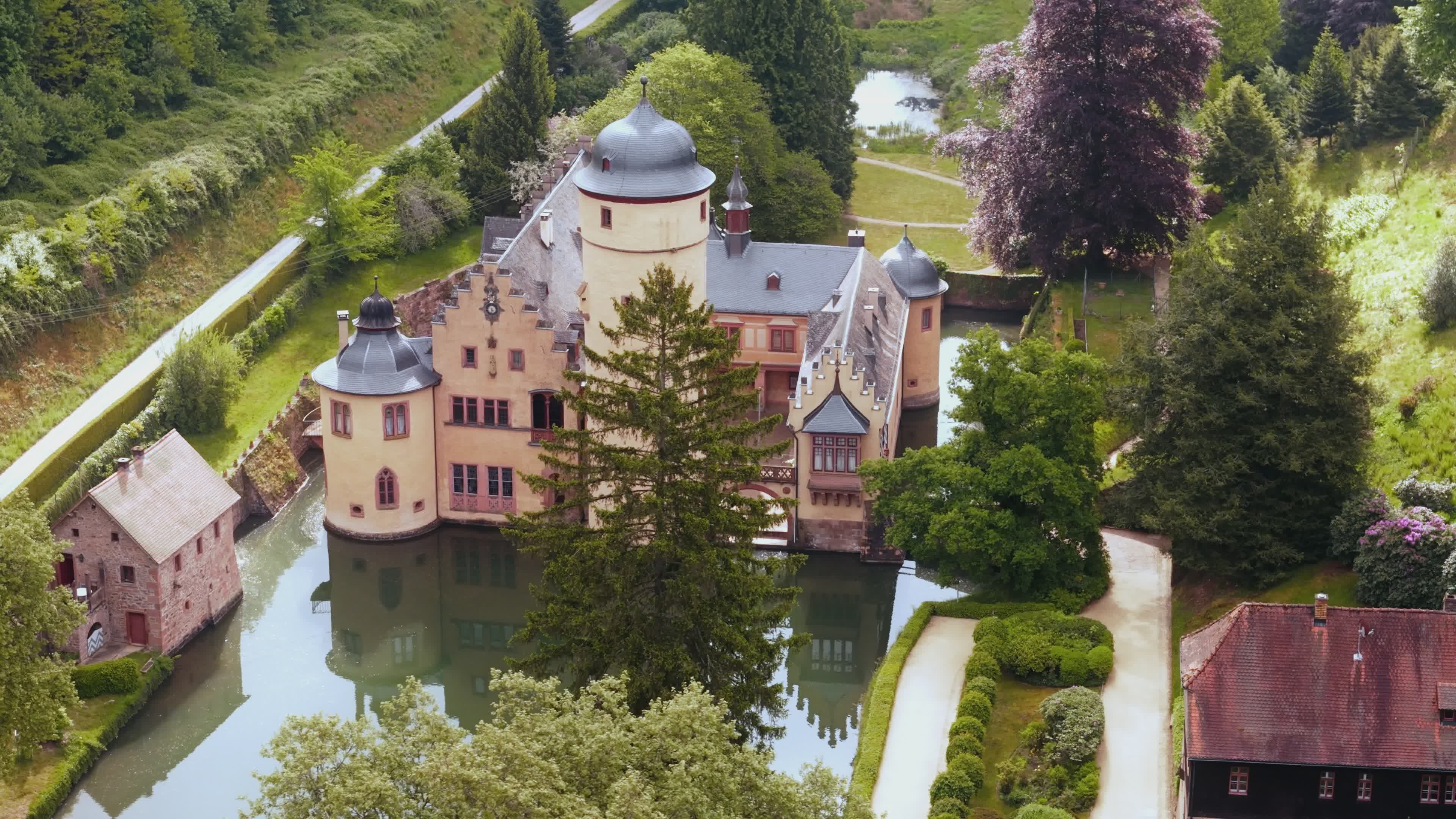 Castle Moat Videos, Download The BEST Free 4k Stock Video Footage ...