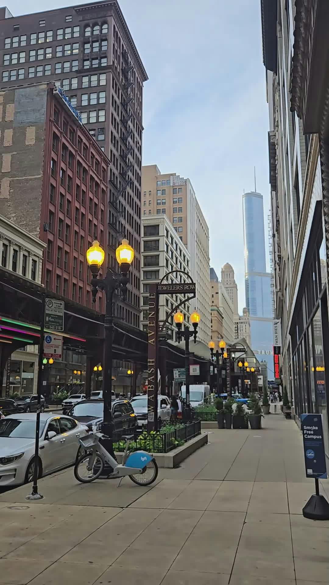 Vibrant Chicago Loop Scene with Elevated Train Free Stock Video Footage ...