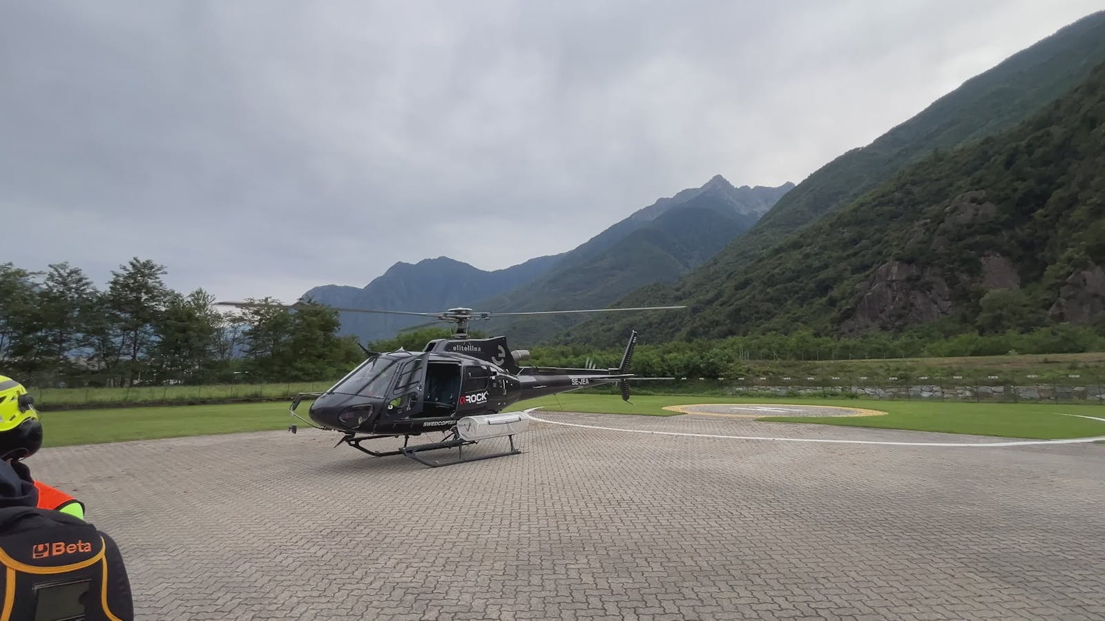 Very+Old+Granny+Opens+Her+Slack+Fanny+Wide Videos, Download The BEST ...