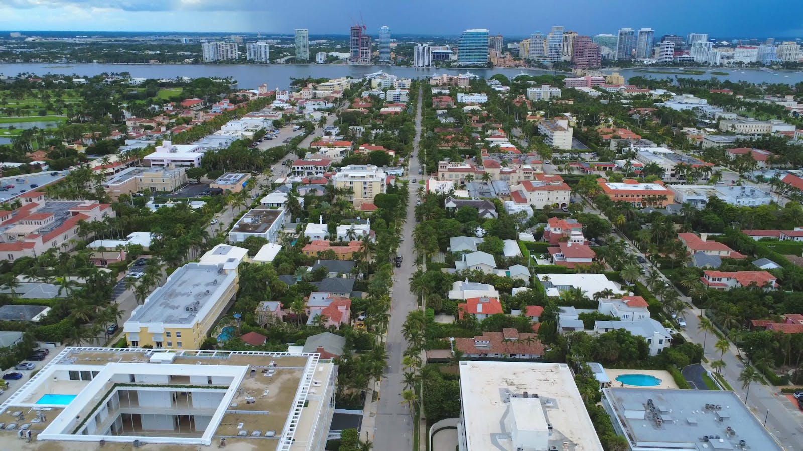 39 123+ Vidéos De Spy-beach Libre de Droit, Clips Vidéo de Spy-beach en ...