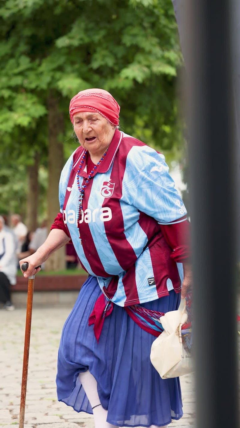 Women+Flashing+Outside Videos, Download The BEST Free 4k Stock Video ...