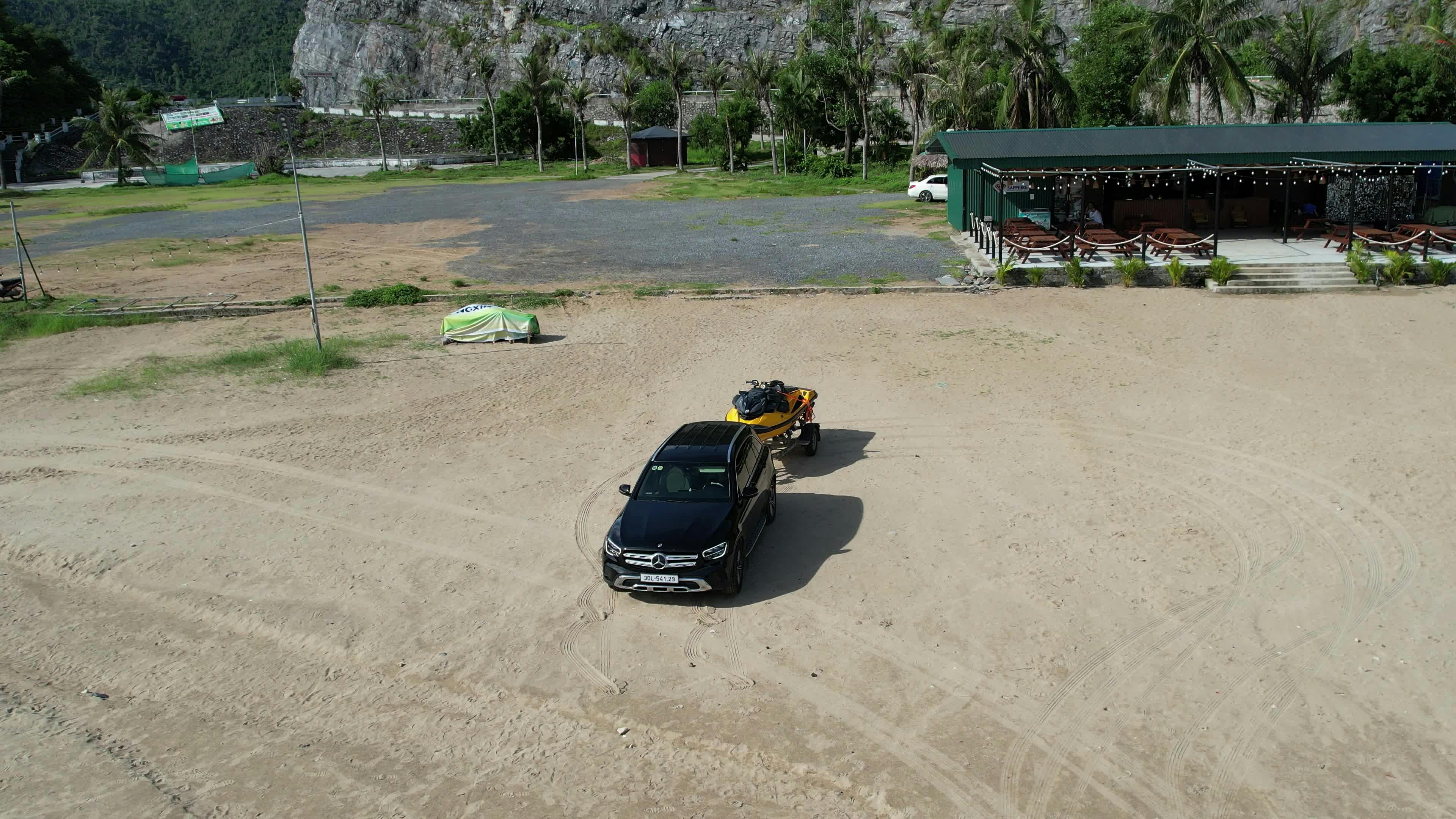 Car Drive On Road Videos, Download The BEST Free 4k Stock Video Footage ...