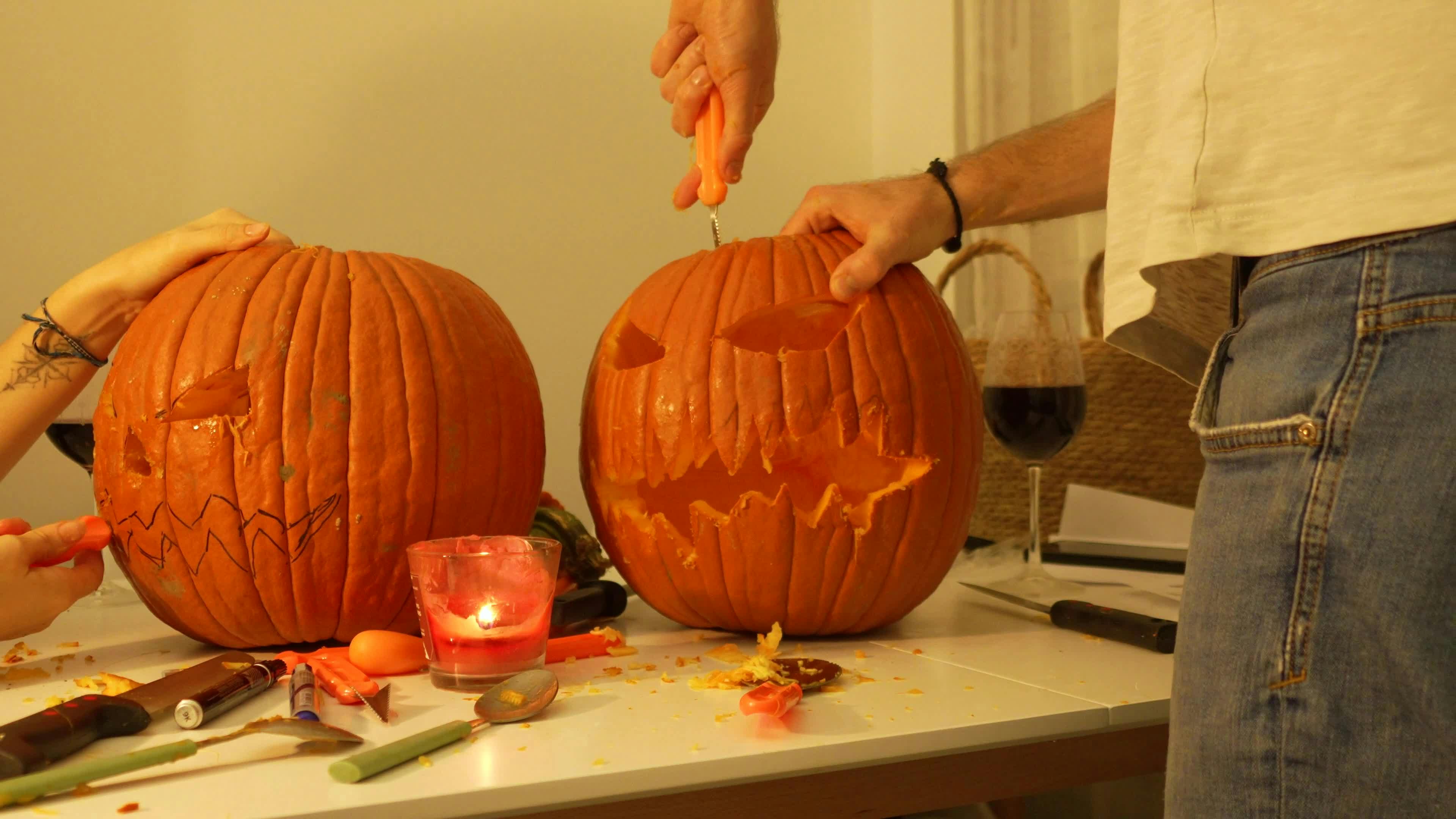 Girls+Fighting+Ripping+Clothes+Off Videos, Download The BEST Free 4k ...