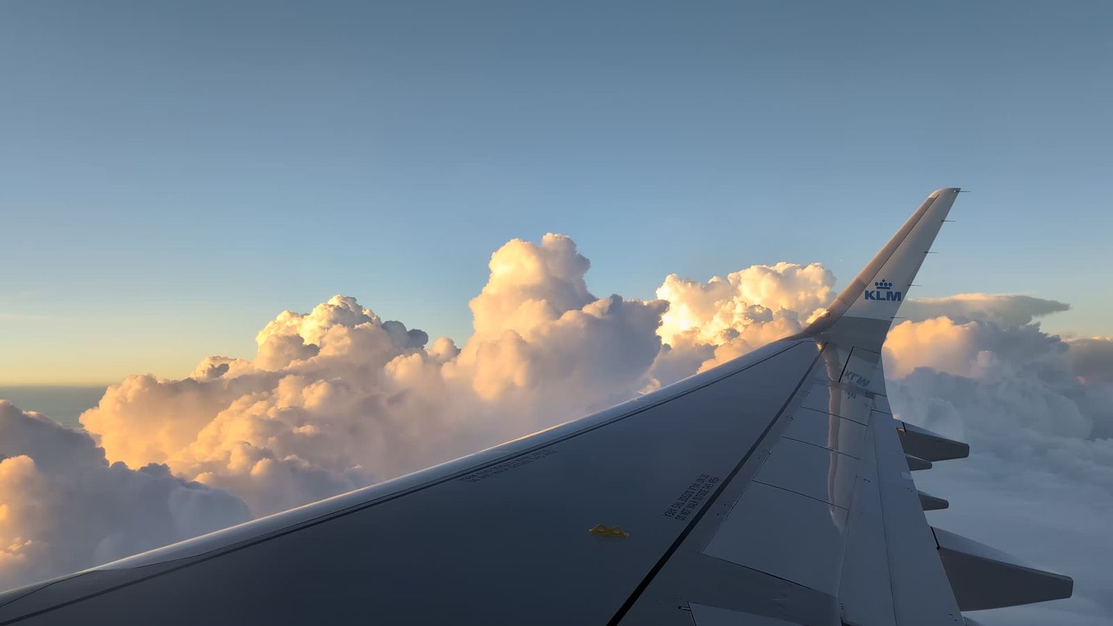 Plane Flying In The Sky Videos, Download The BEST Free 4k Stock Video ...