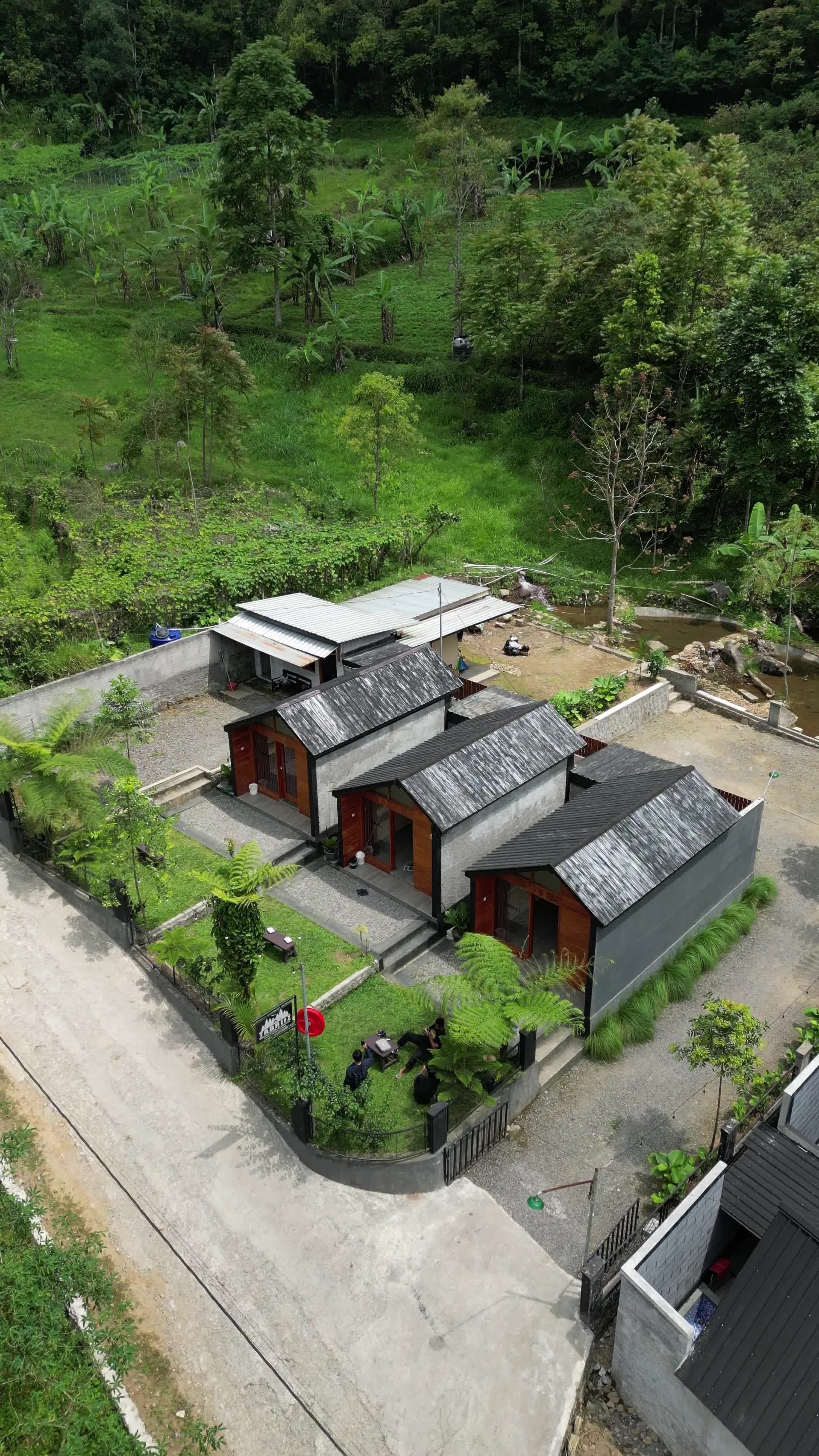 Pemandangan Udara Perumahan Modern Ramah Lingkungan · Video Stok Gratis