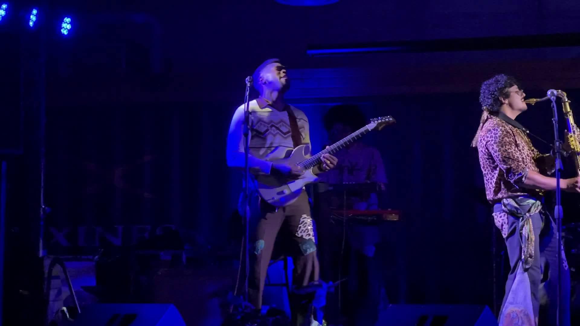 Sax+Japones Videos, Download The BEST Free 4k Stock Video Footage & Sax ...