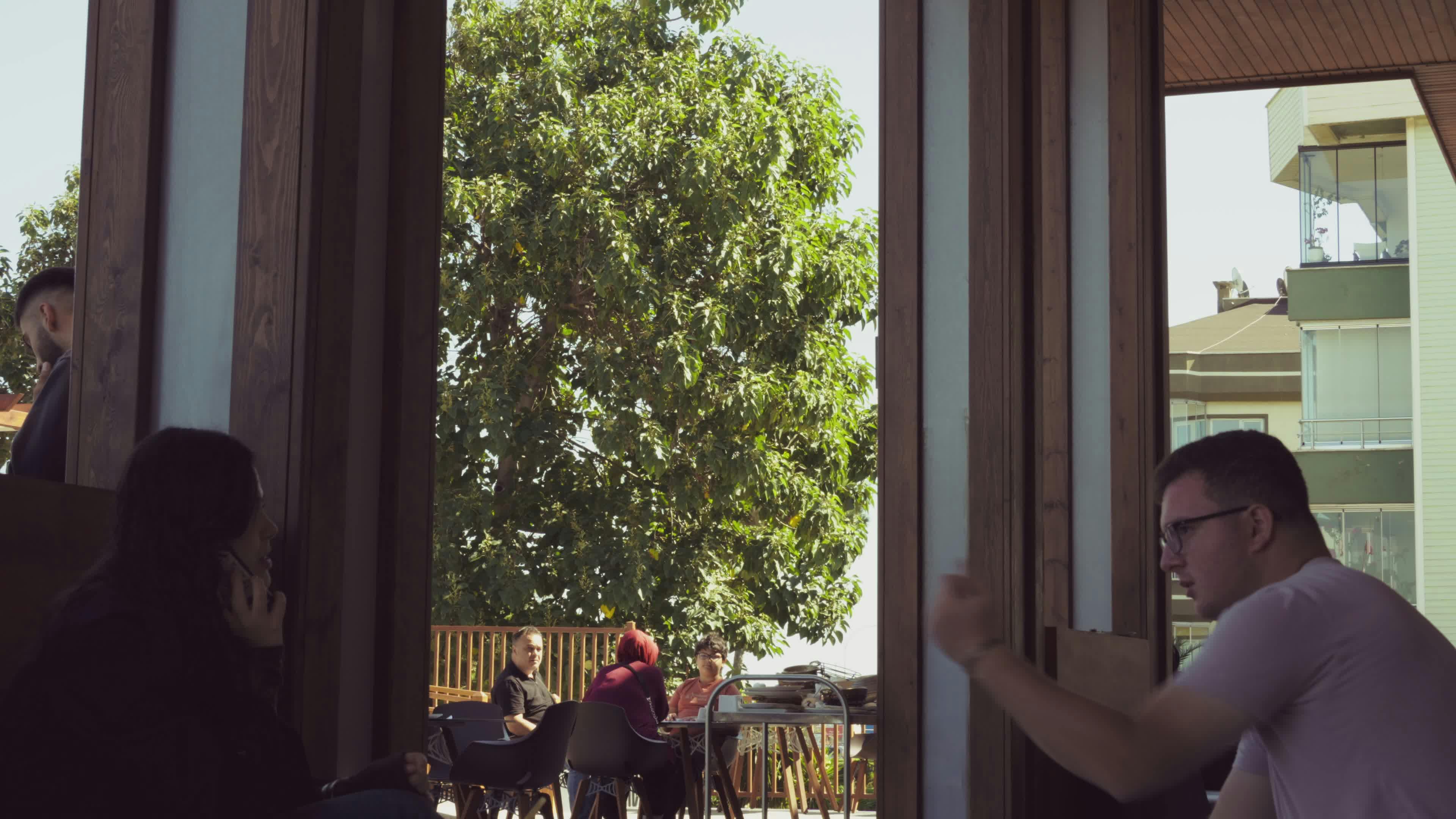 Friends Talking Videos, Download The BEST Free 4k Stock Video Footage ...