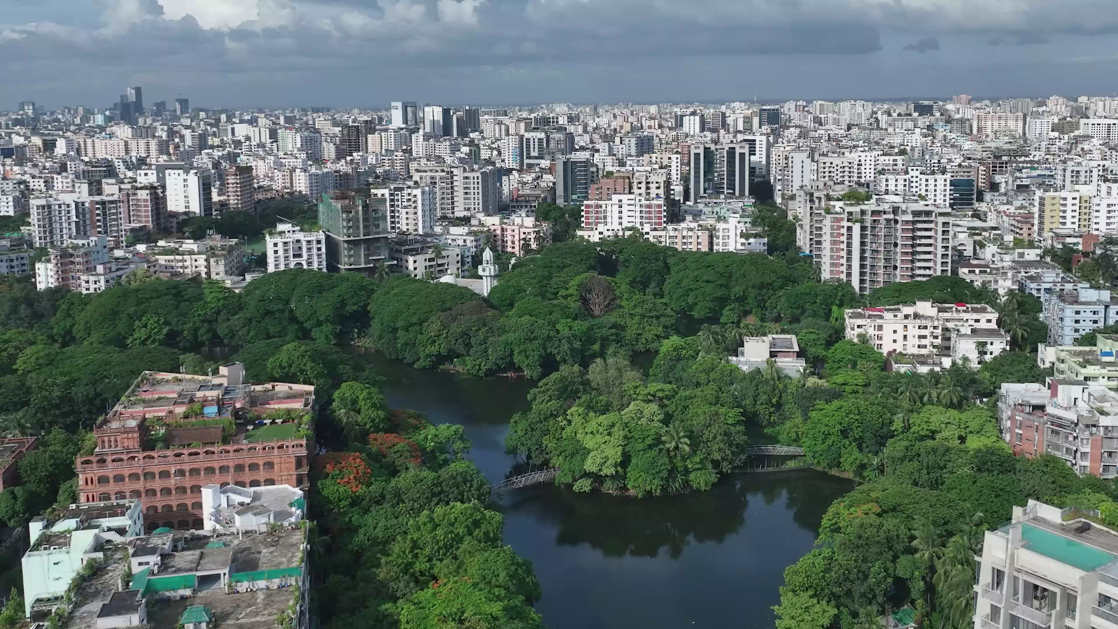 Vídeos De Drones 4 K De La Ciudad De Daca · Vídeo de stock gratuito