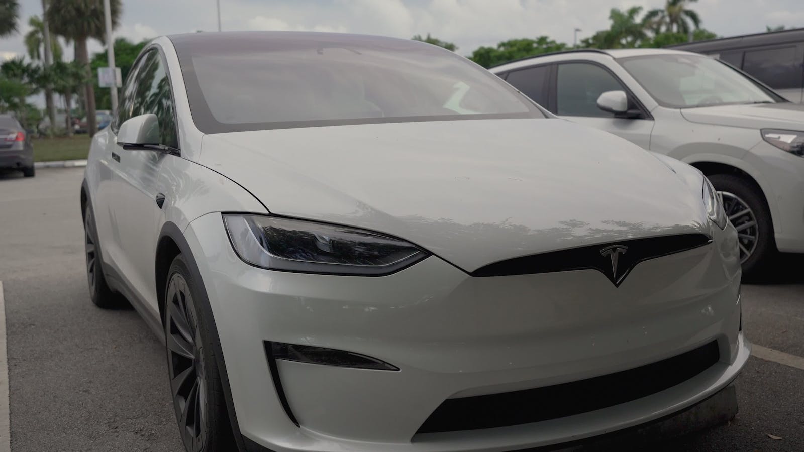 Tesla Car Videos, Download The BEST Free 4k Stock Video Footage & Tesla ...