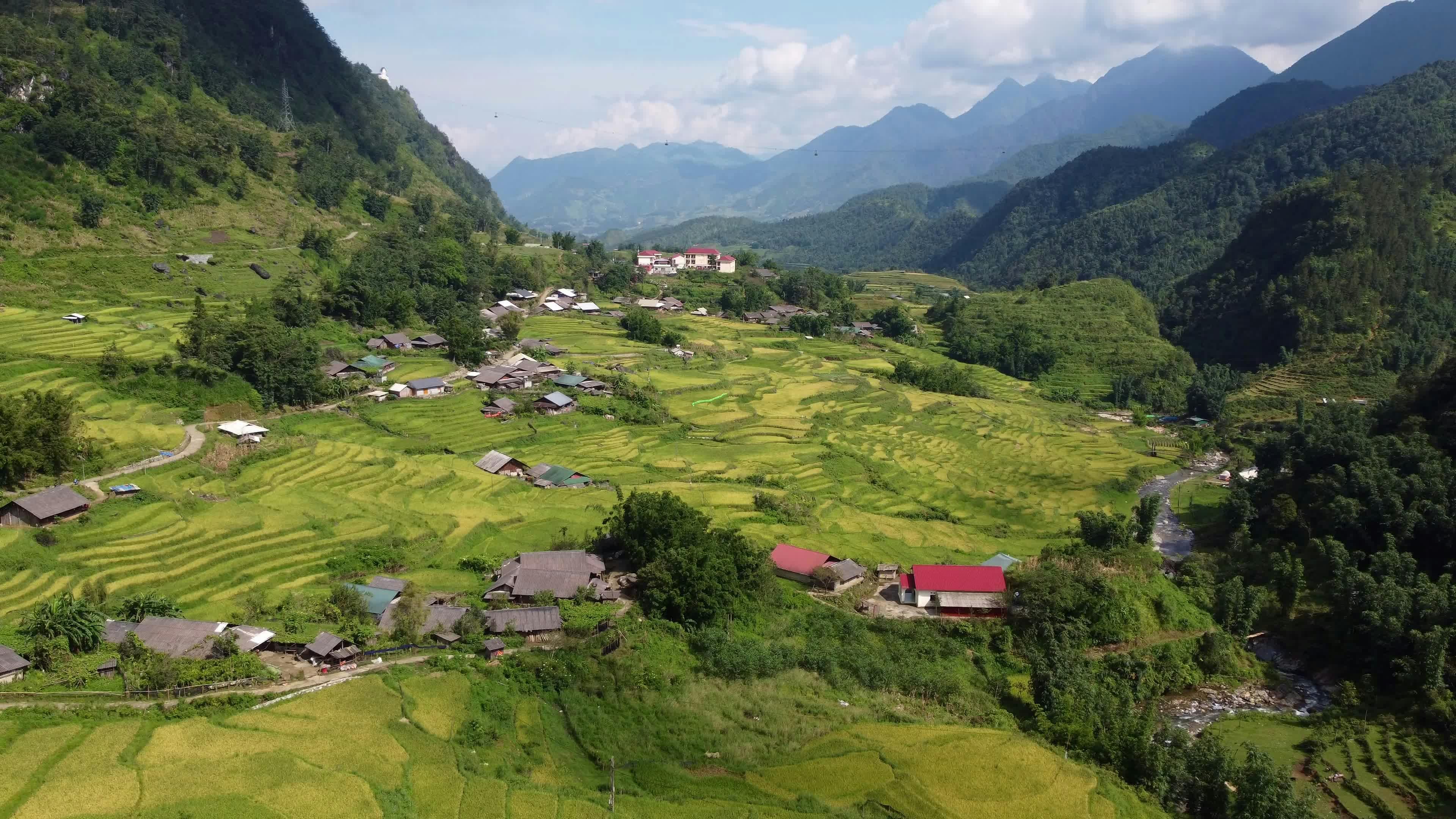 Impresionantes Terrazas De Arroz En Sapa, Vietnam · Vídeo de stock gratuito