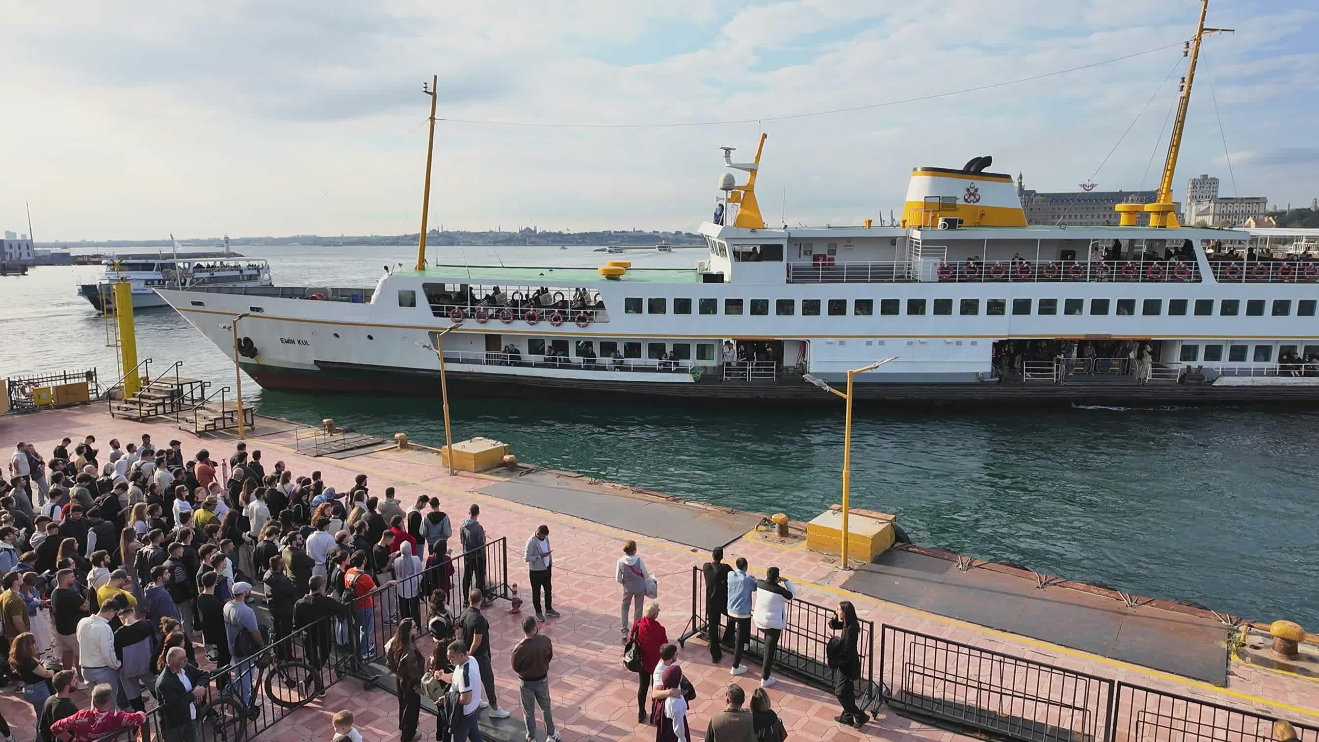Crowd boarding ferry at Istanbul port Free Stock Video Footage, Royalty ...