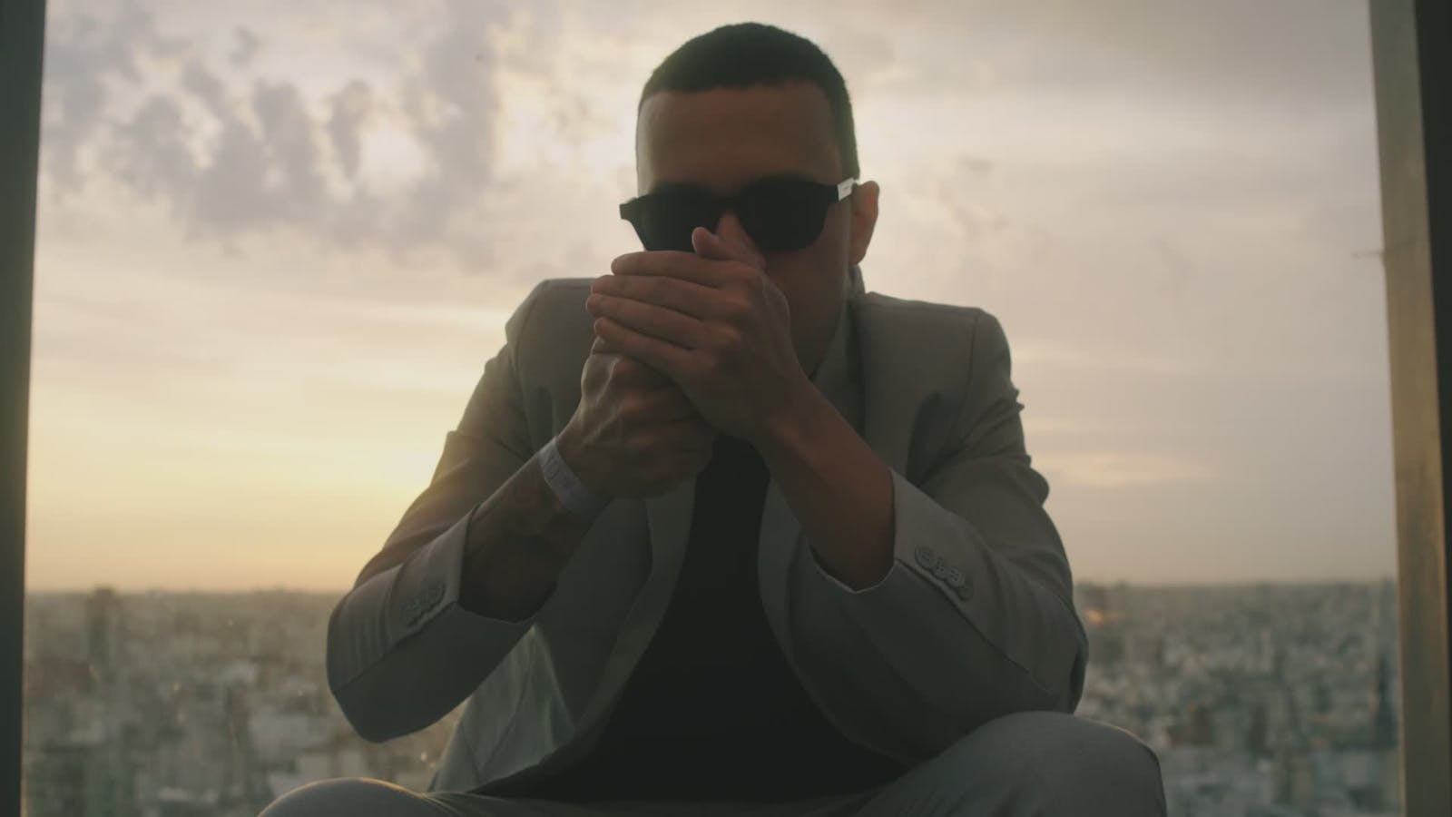 Big+Black+Man+Twerking Videos, Download The BEST Free 4k Stock Video ...