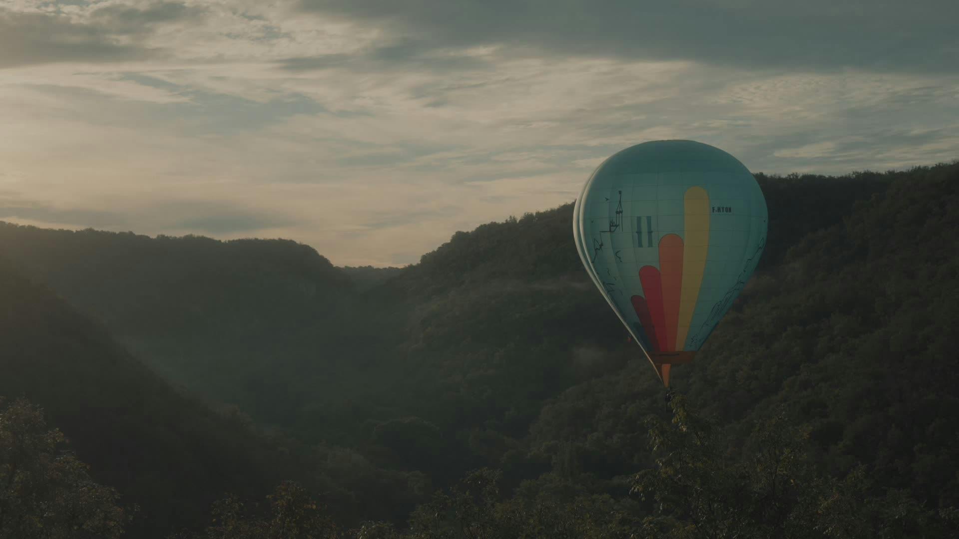 Free+Japanese+Tongue+Kissing+Video Videos, Download The BEST Free 4k ...