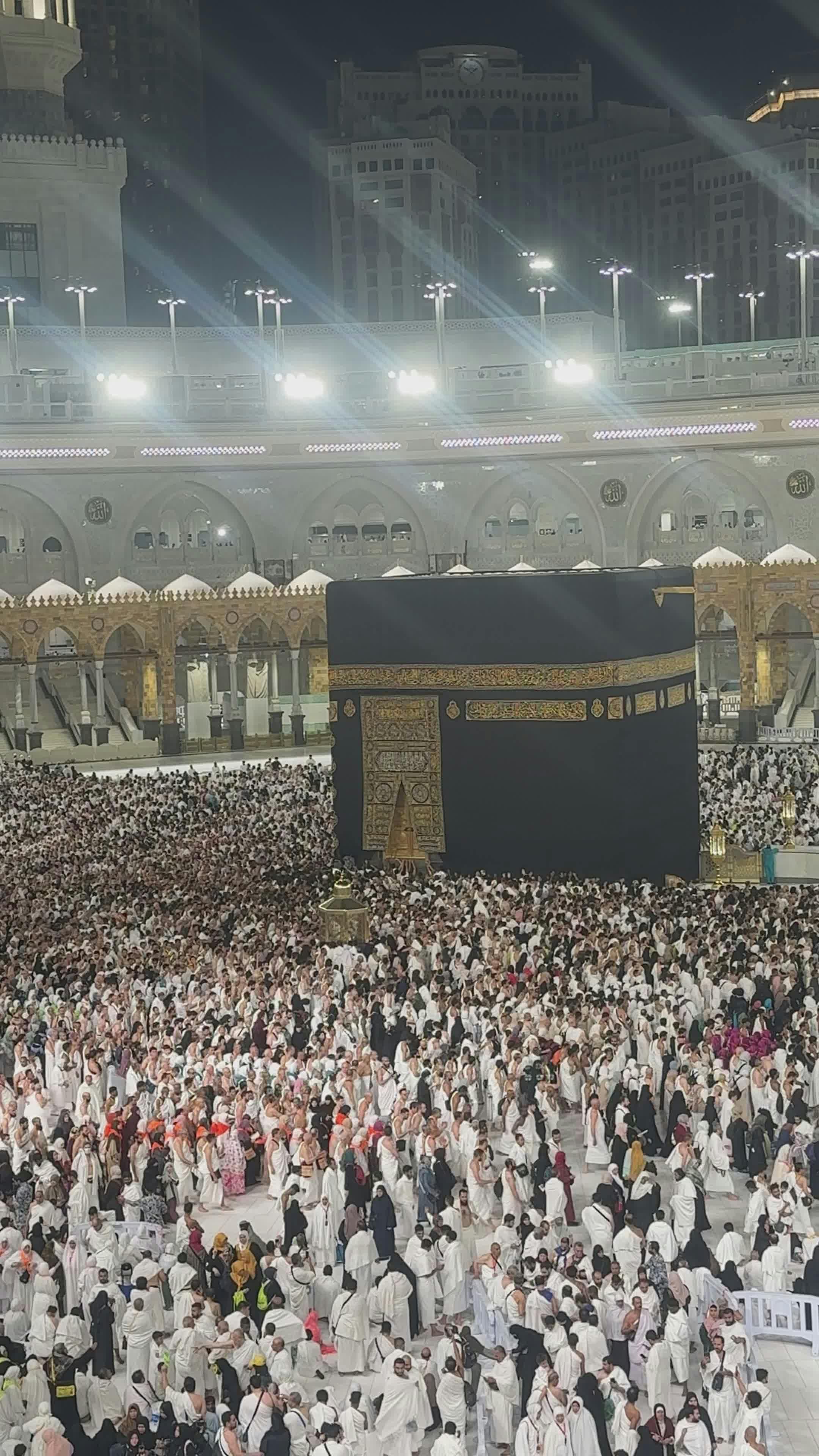 Nighttime Worship at Kaaba, Masjid al-Haram Free Stock Video Footage ...