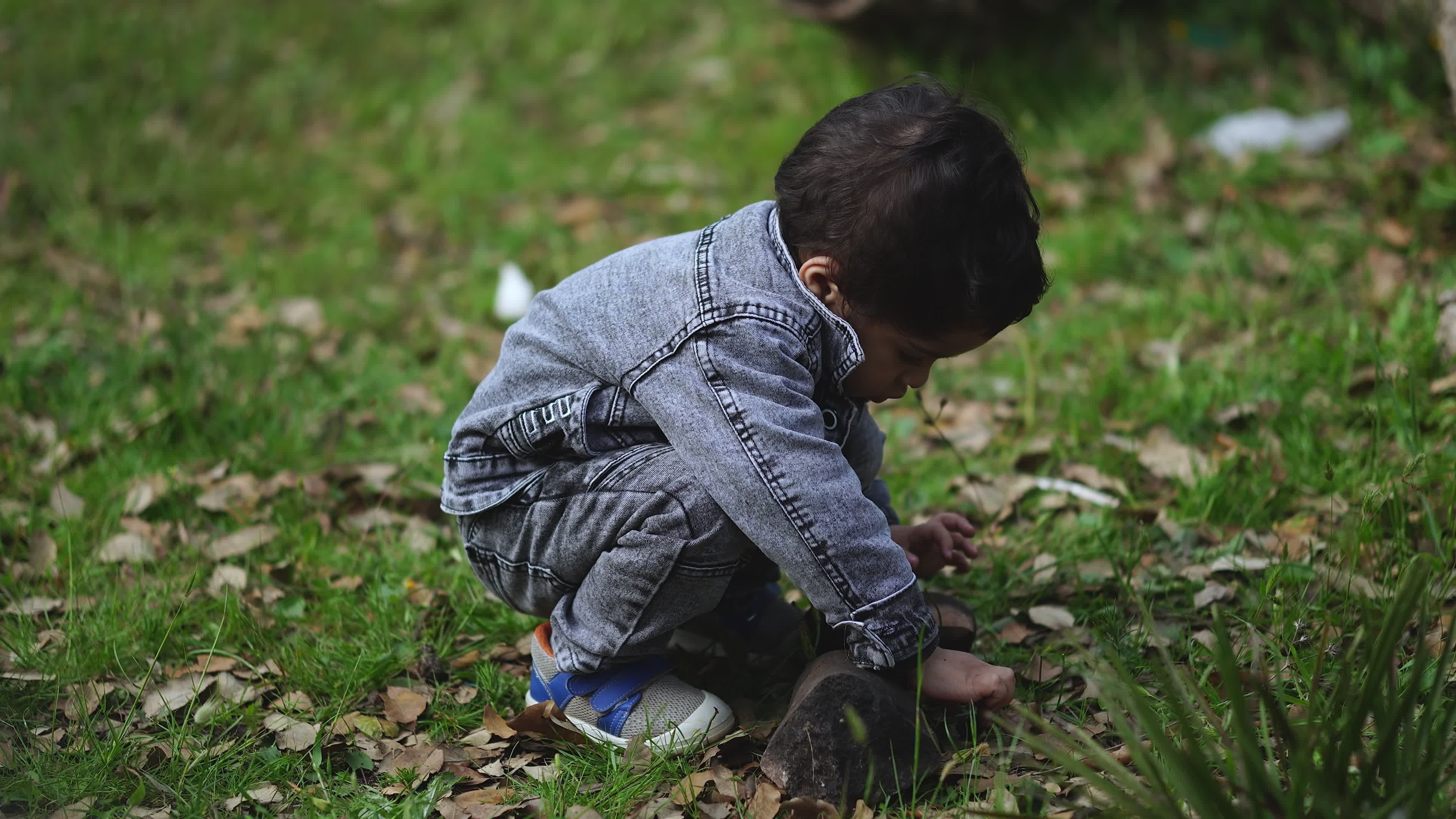 Boy Peeing Videos Download The Best Free 4k Stock Video Footage And Boy 3597