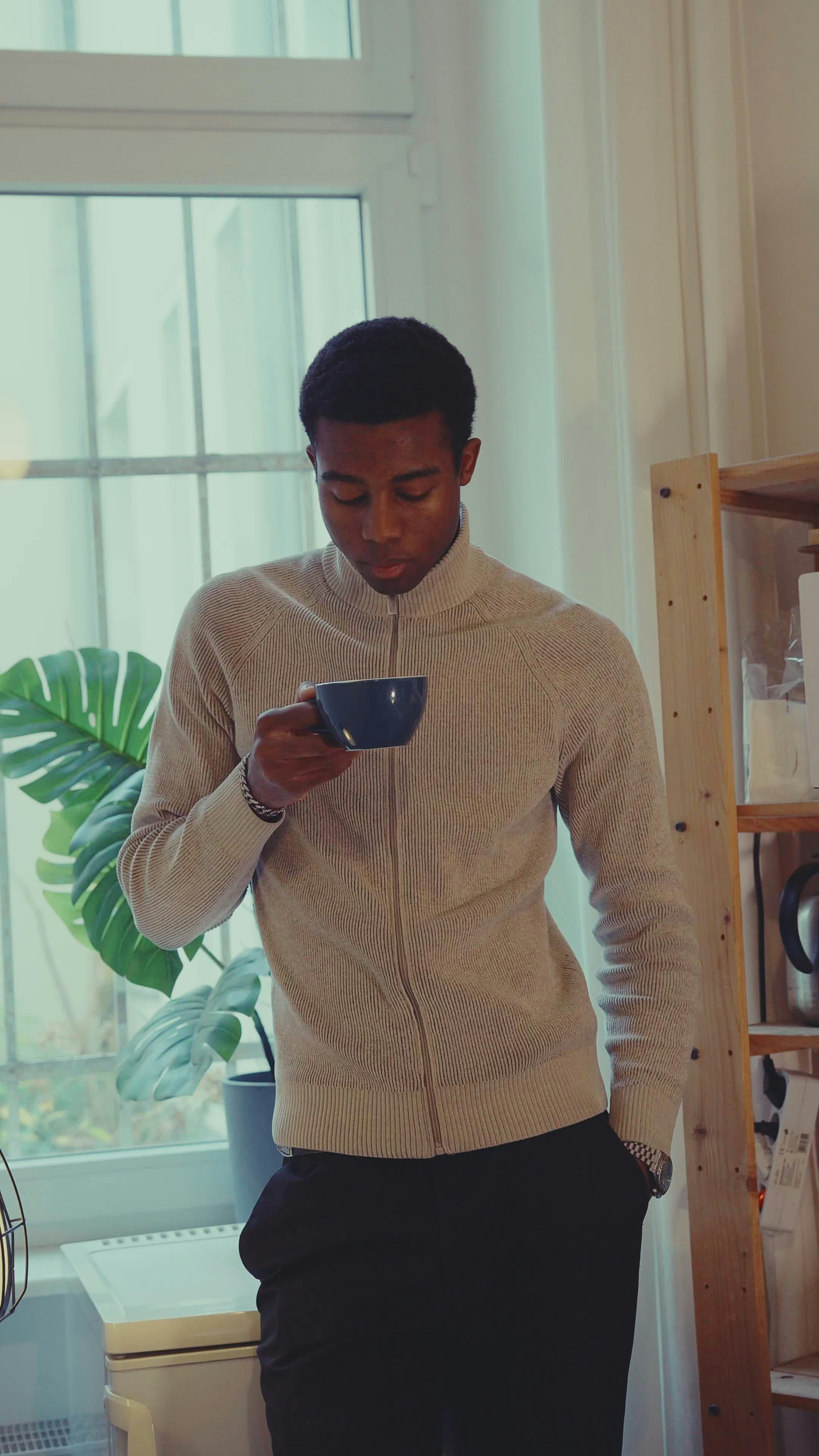 Windows+2.+Bildschirm Videos, Download The BEST Free 4k Stock Video ...