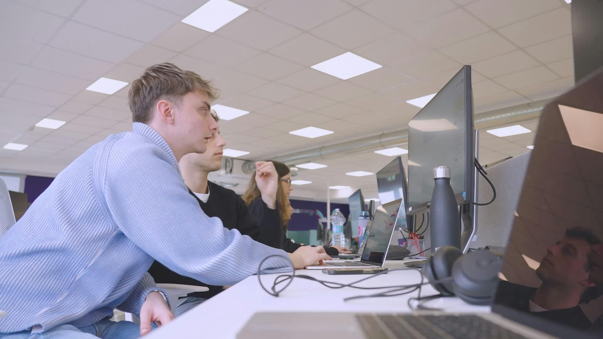 Open+ +New Videos, Download The BEST Free 4k Stock Video Footage ...