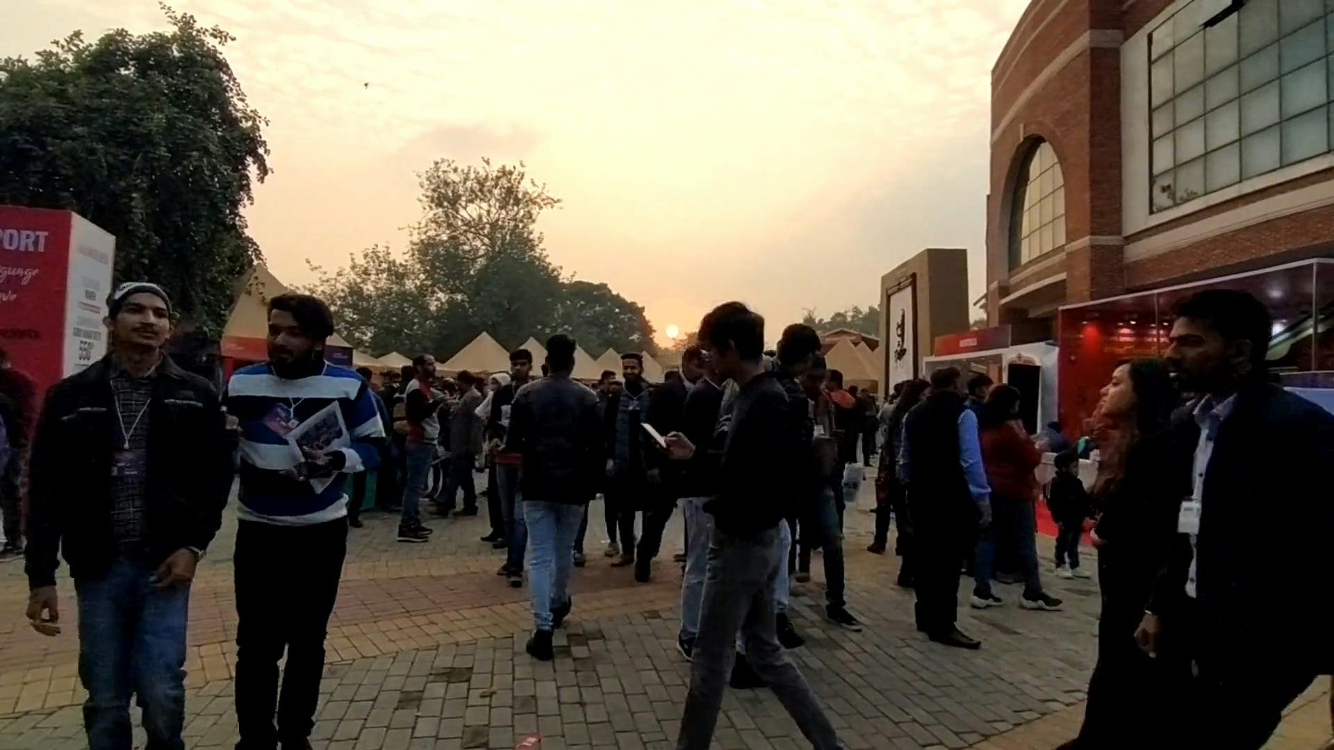 Time Lapse Of People Walking Free Stock Video Footage, Royalty-Free 4K ...