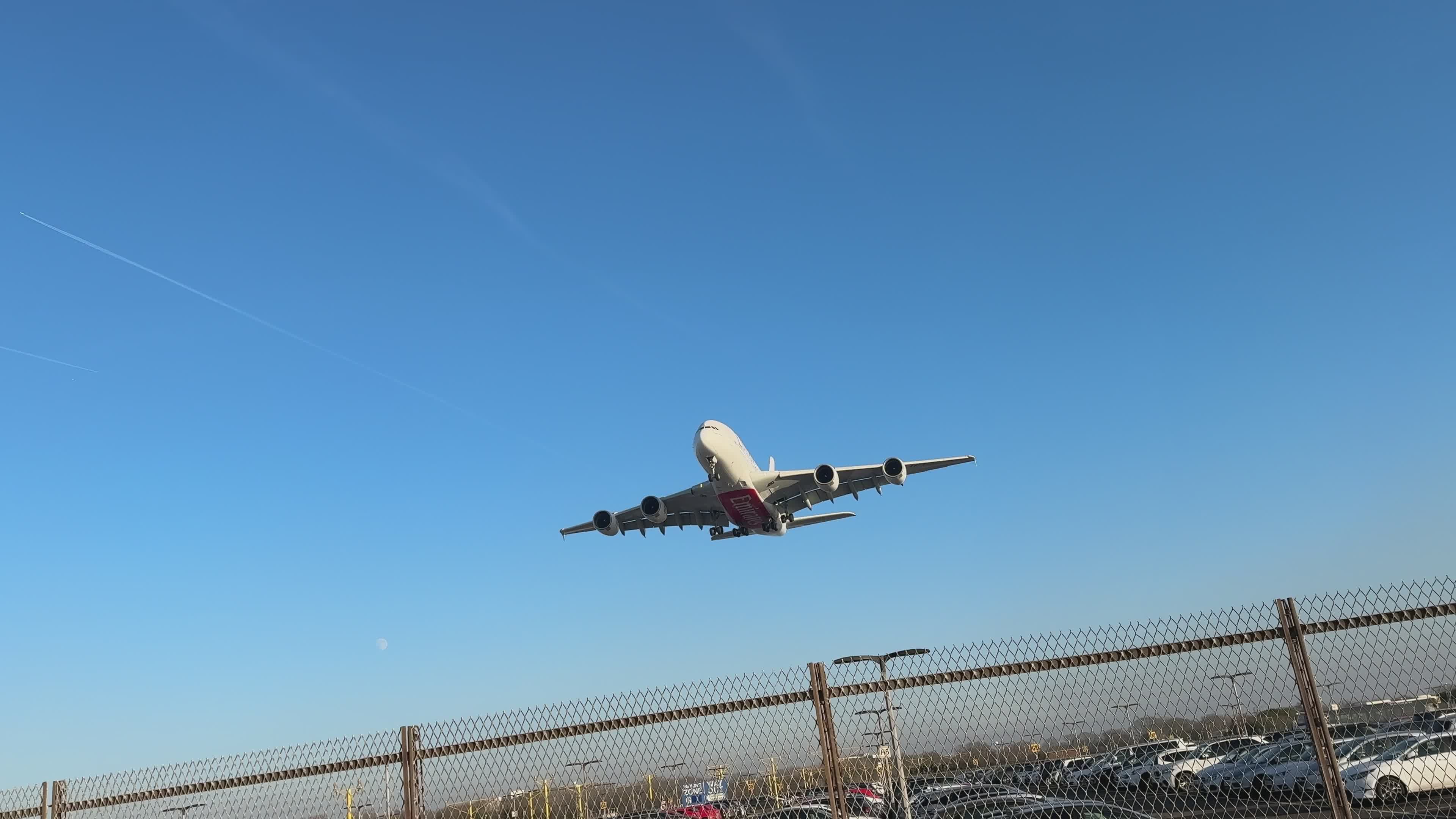 Emirates Airline Videos, Download The BEST Free 4k Stock Video Footage ...