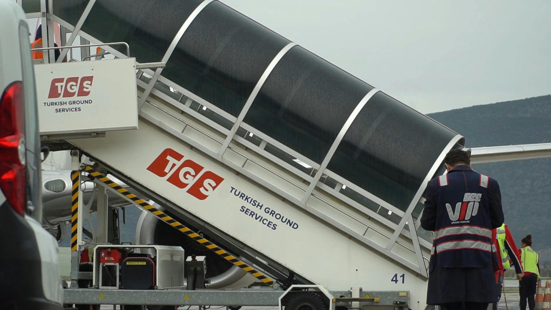 Working Personnel Videos, Download The BEST Free 4k Stock Video Footage ...