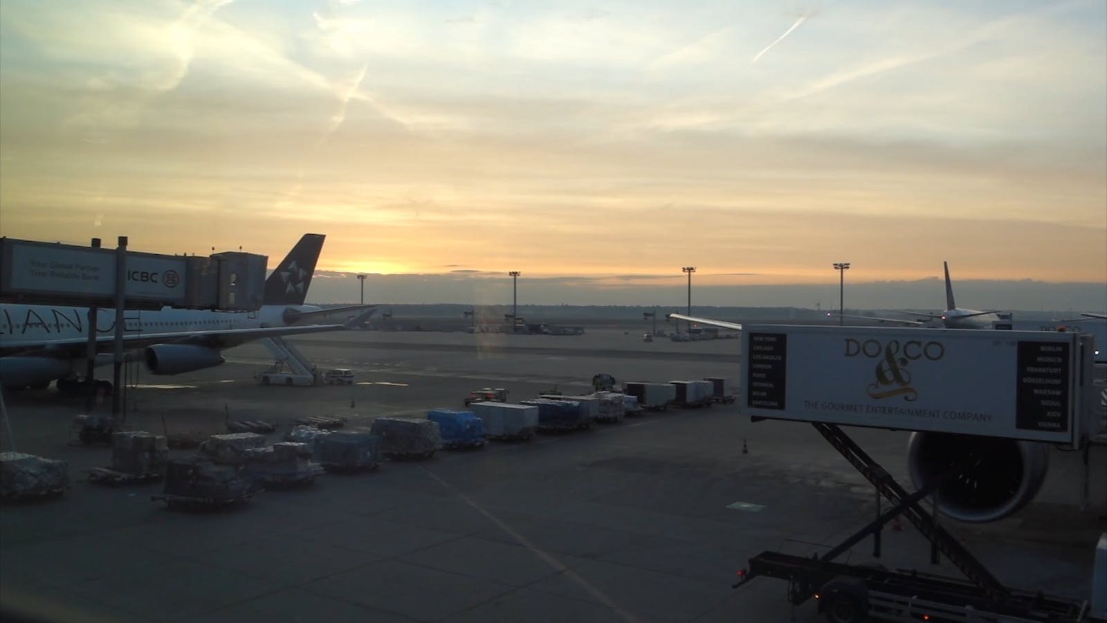 Airport Runway Videos, Download The BEST Free 4k Stock Video Footage ...