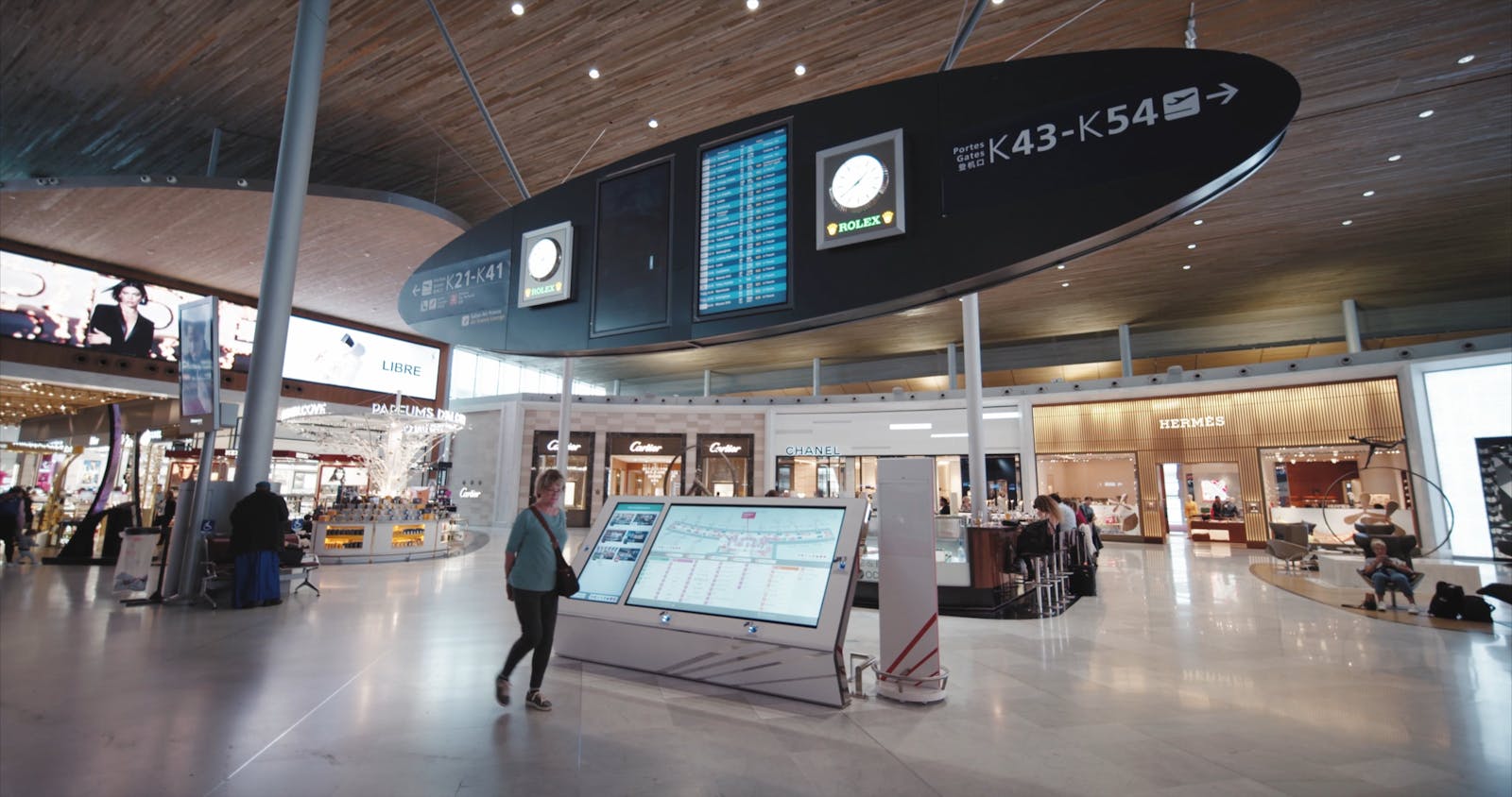 Retail Videos, Download The BEST Free 4k Stock Video Footage & Retail ...