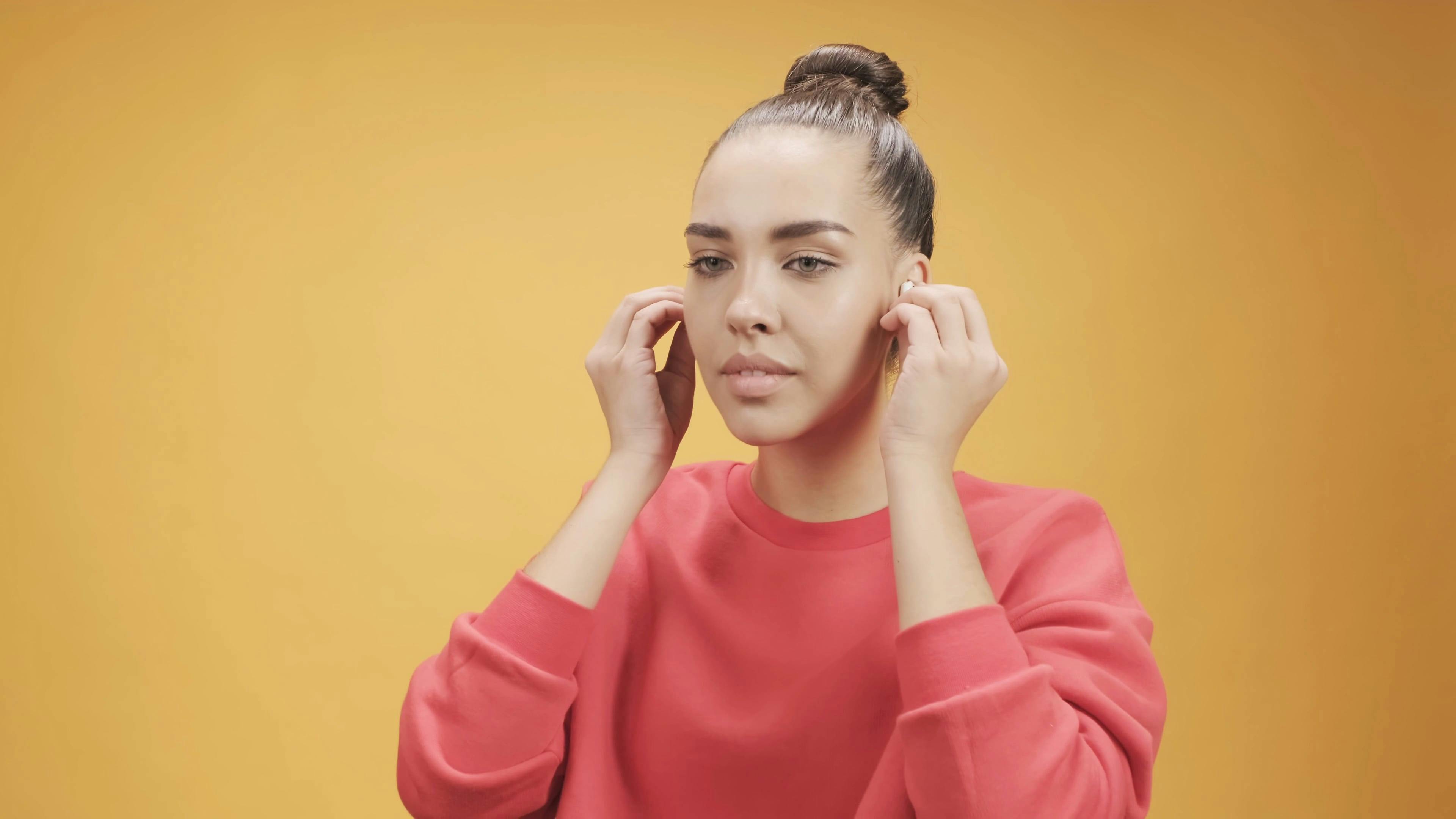 500+ Interesting Listening To Music Videos Pexels · Free Stock Videos