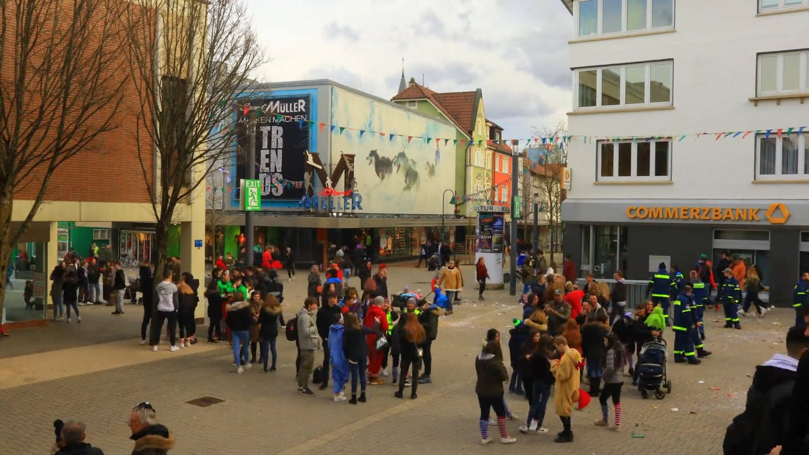 Street Activity Videos, Download The BEST Free 4k Stock Video Footage ...