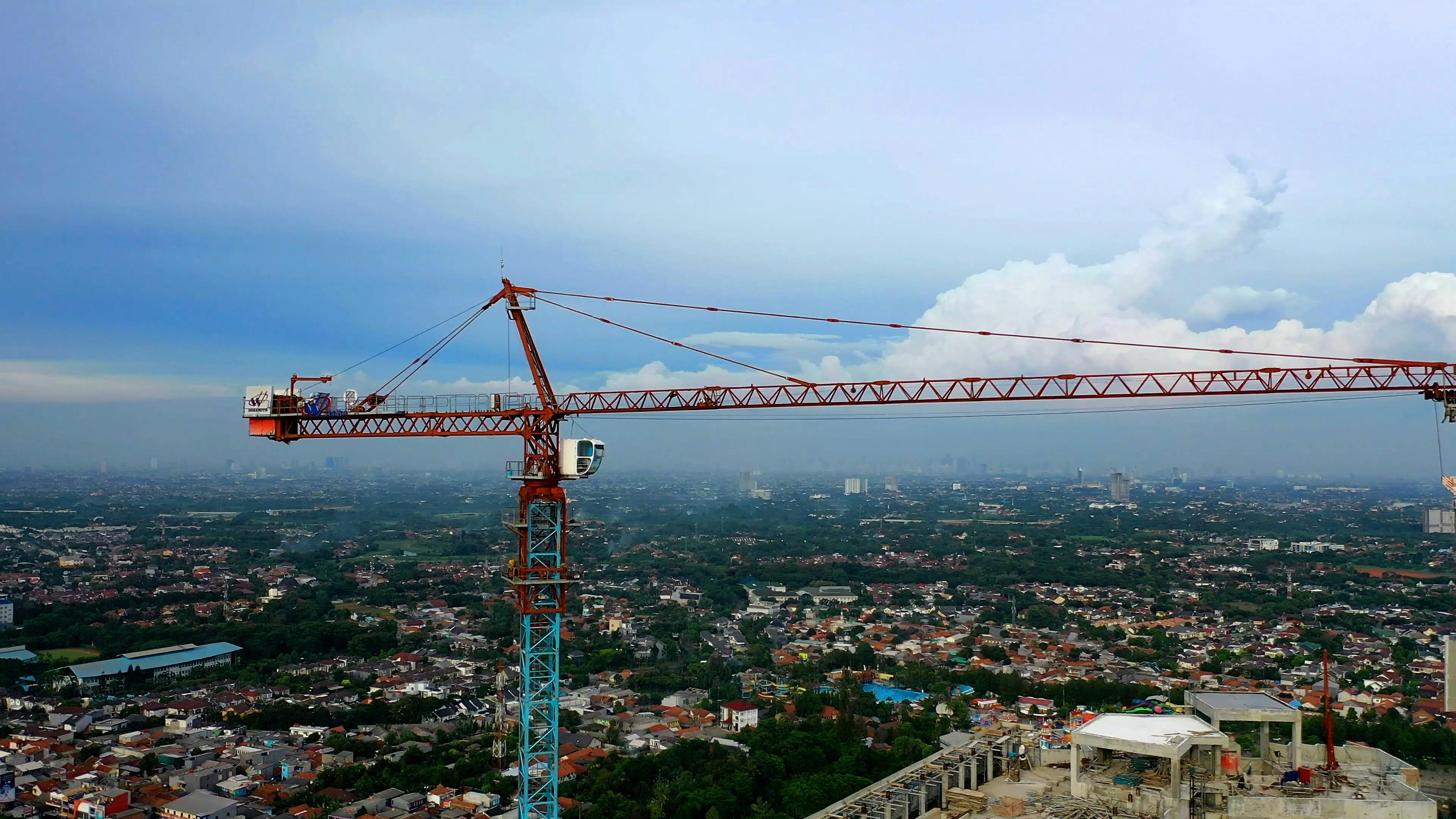 Full Shot of a Tower Crane Free Stock Video Footage, Royalty-Free 4K ...