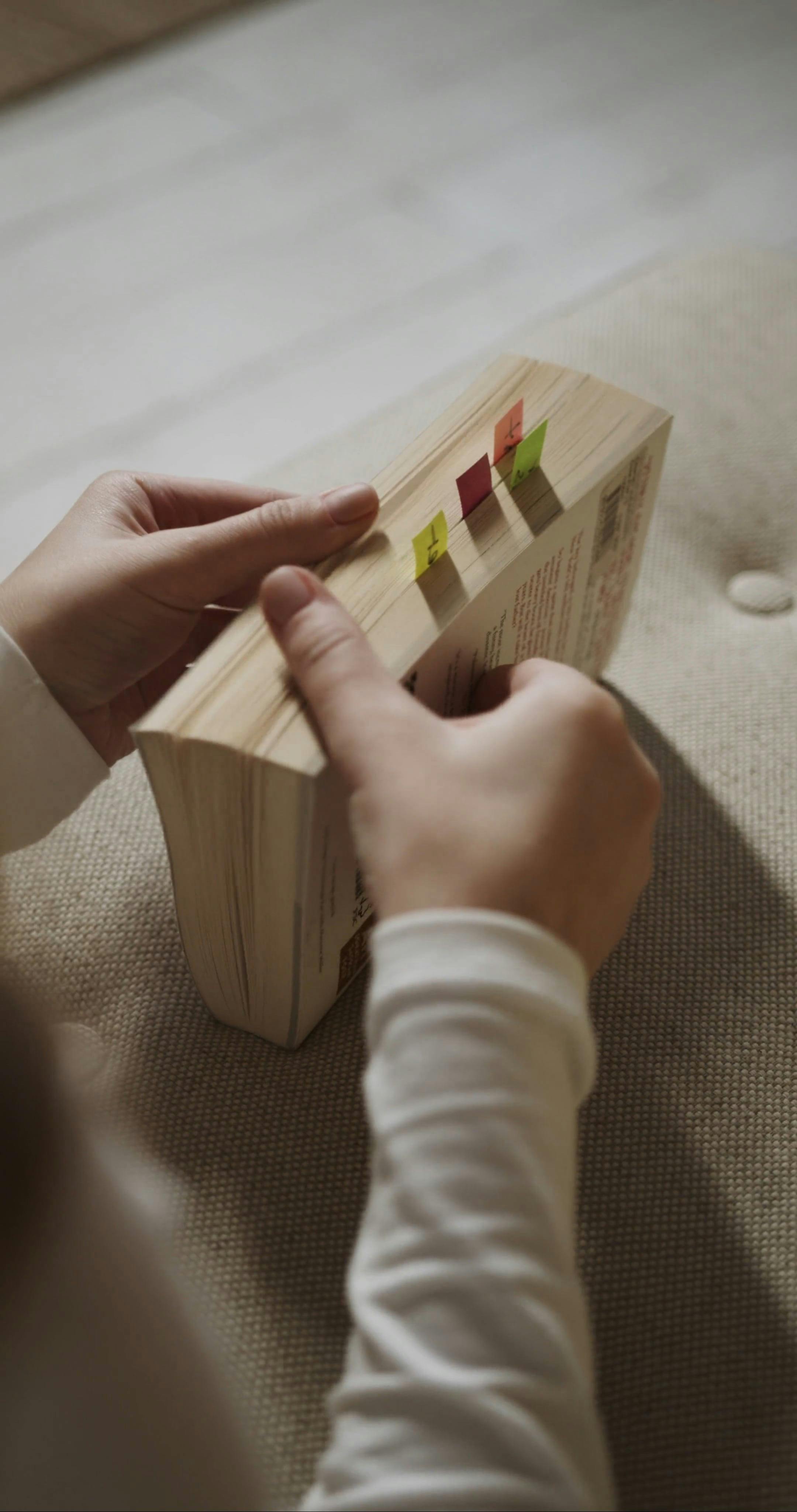 Person Flipping Through Book Pages Free Stock Video Footage, Royalty ...