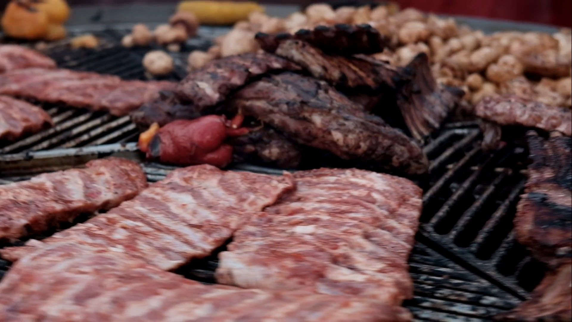 Vídeos de stock gratuitos sobre a la barbacoa, a la parrilla, barbacoa