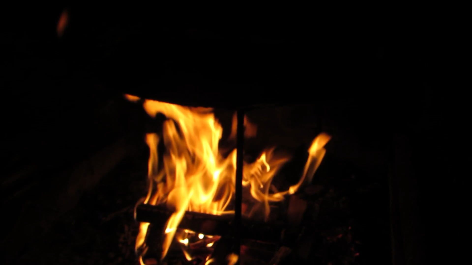 Fire Burning · Free Stock Video